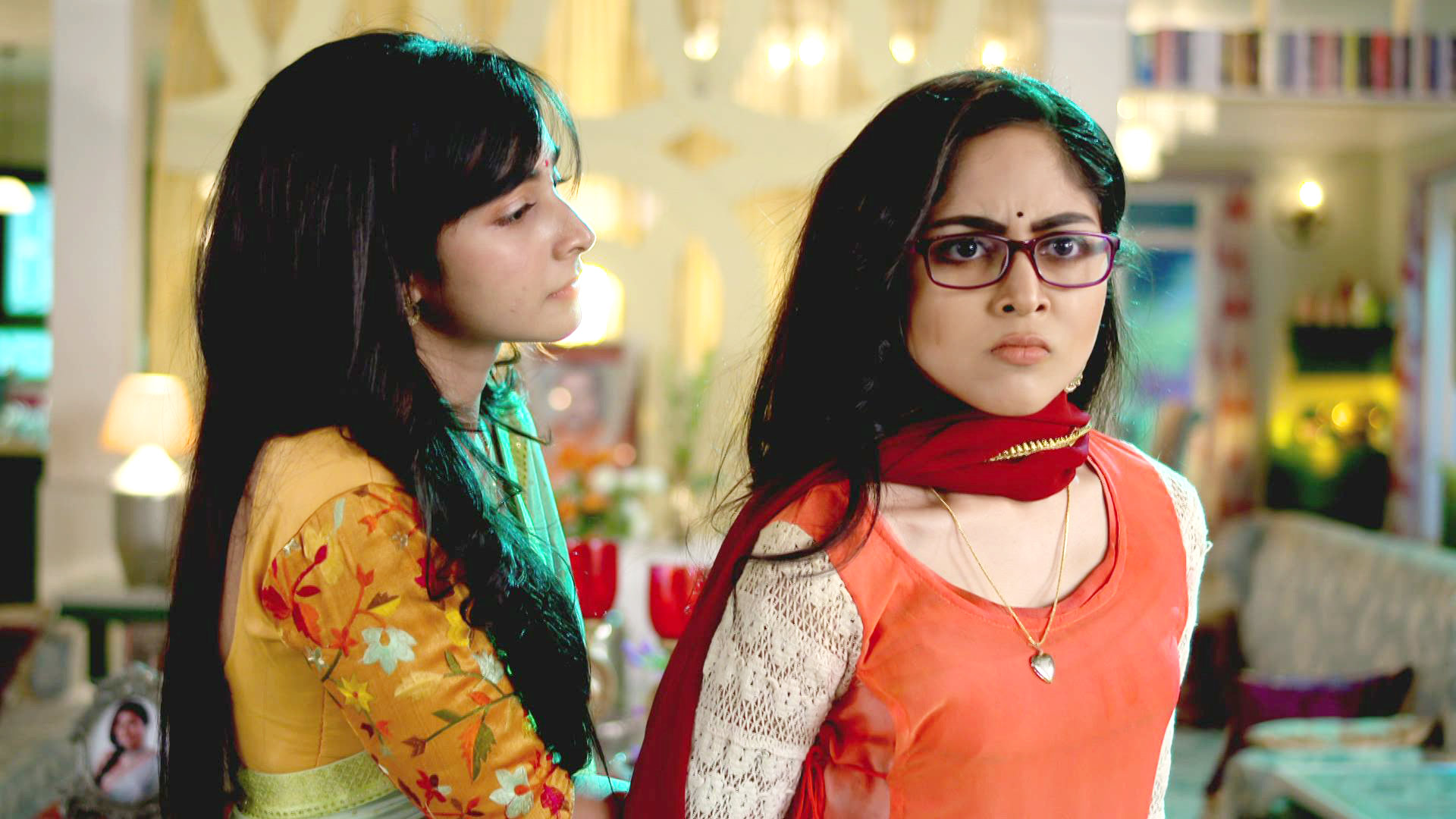 Watch Mon Phagun S1 Episode 302 on JioHotstar