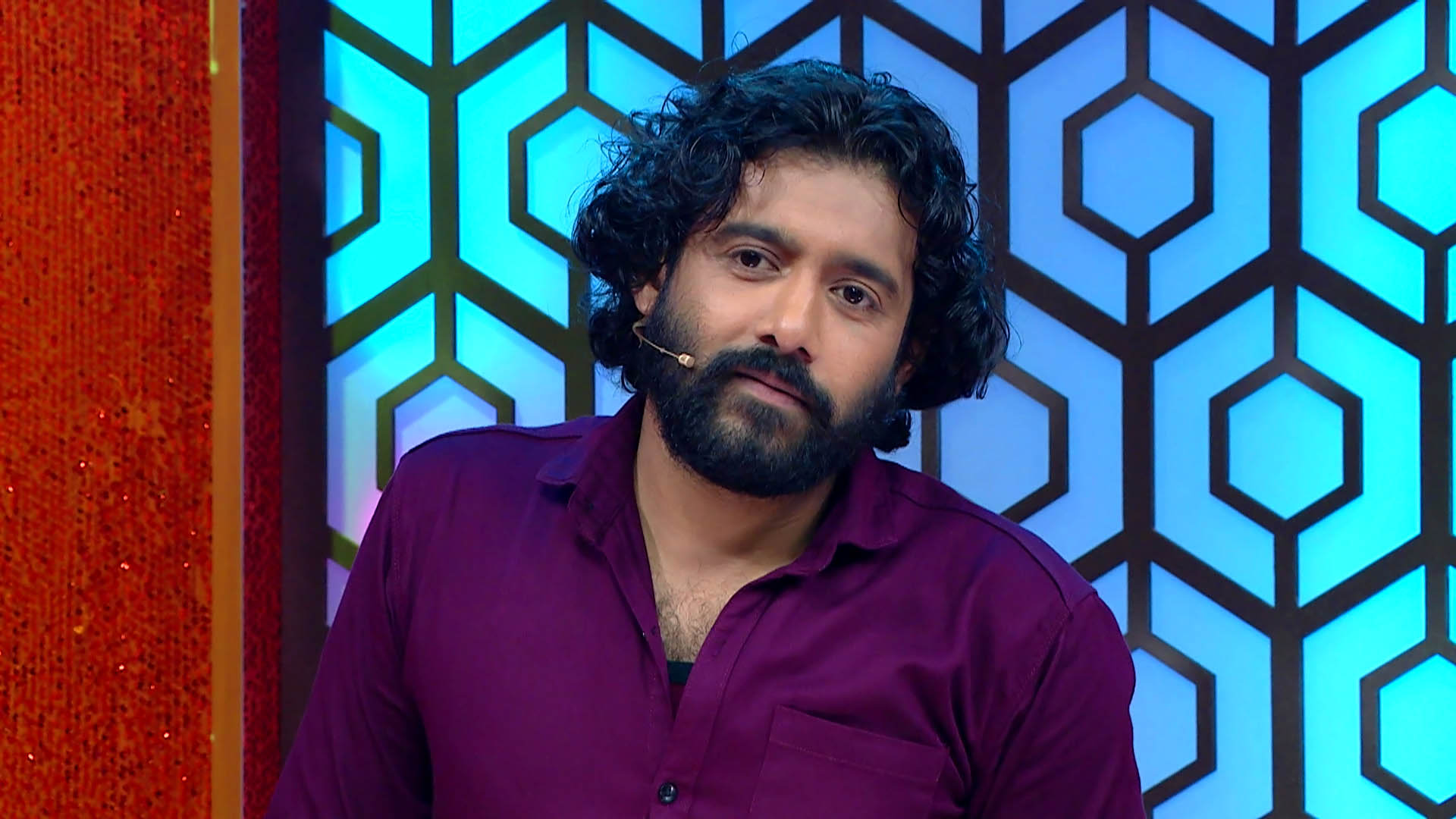 Watch valkannadi only on Watcho