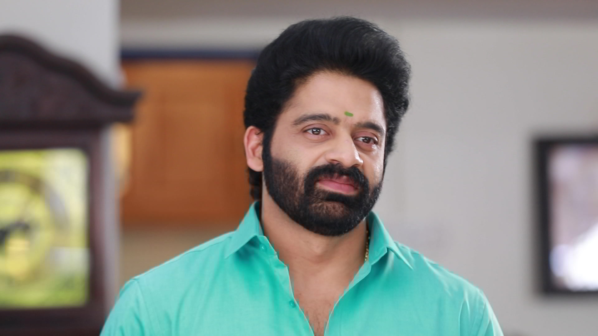 Stream Kadhir's Concern for Kalimuthu Season 1 Episode 171 – Kadhir's ...