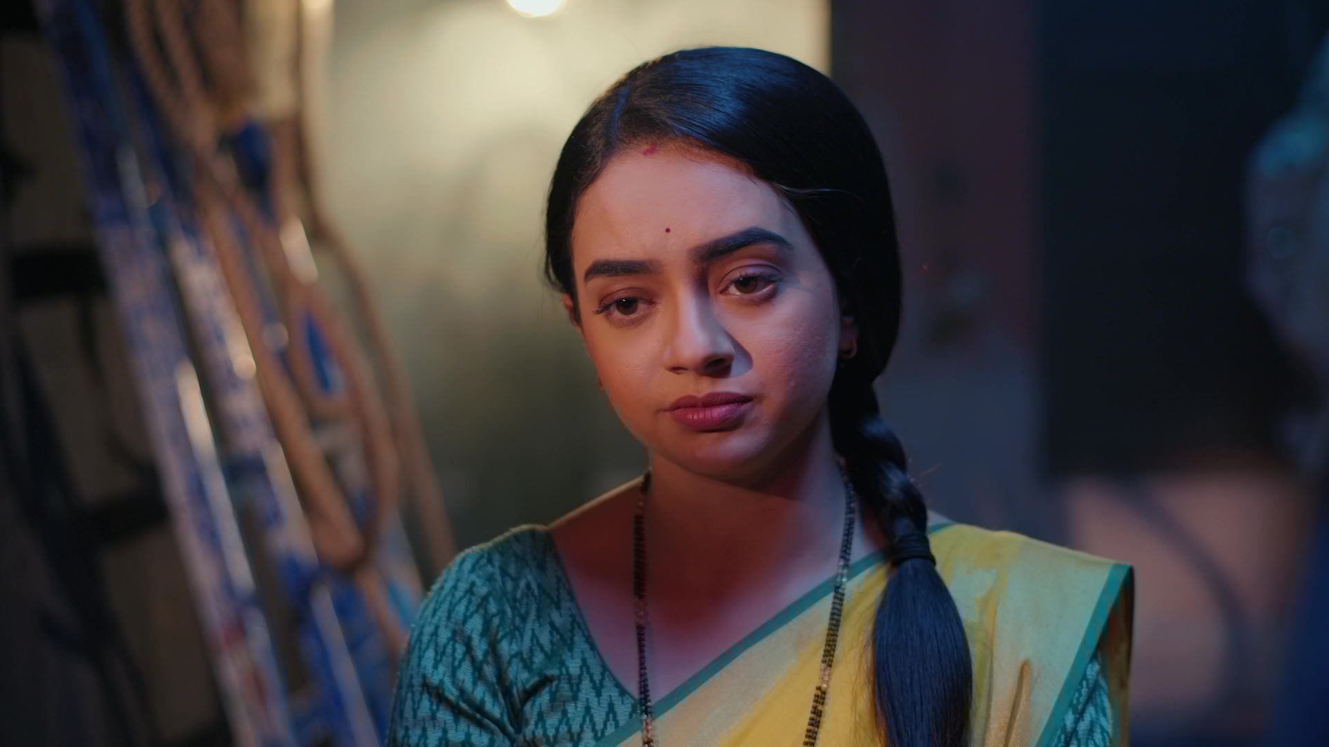 Watch Aboli Episode 1125 on JioHotstar