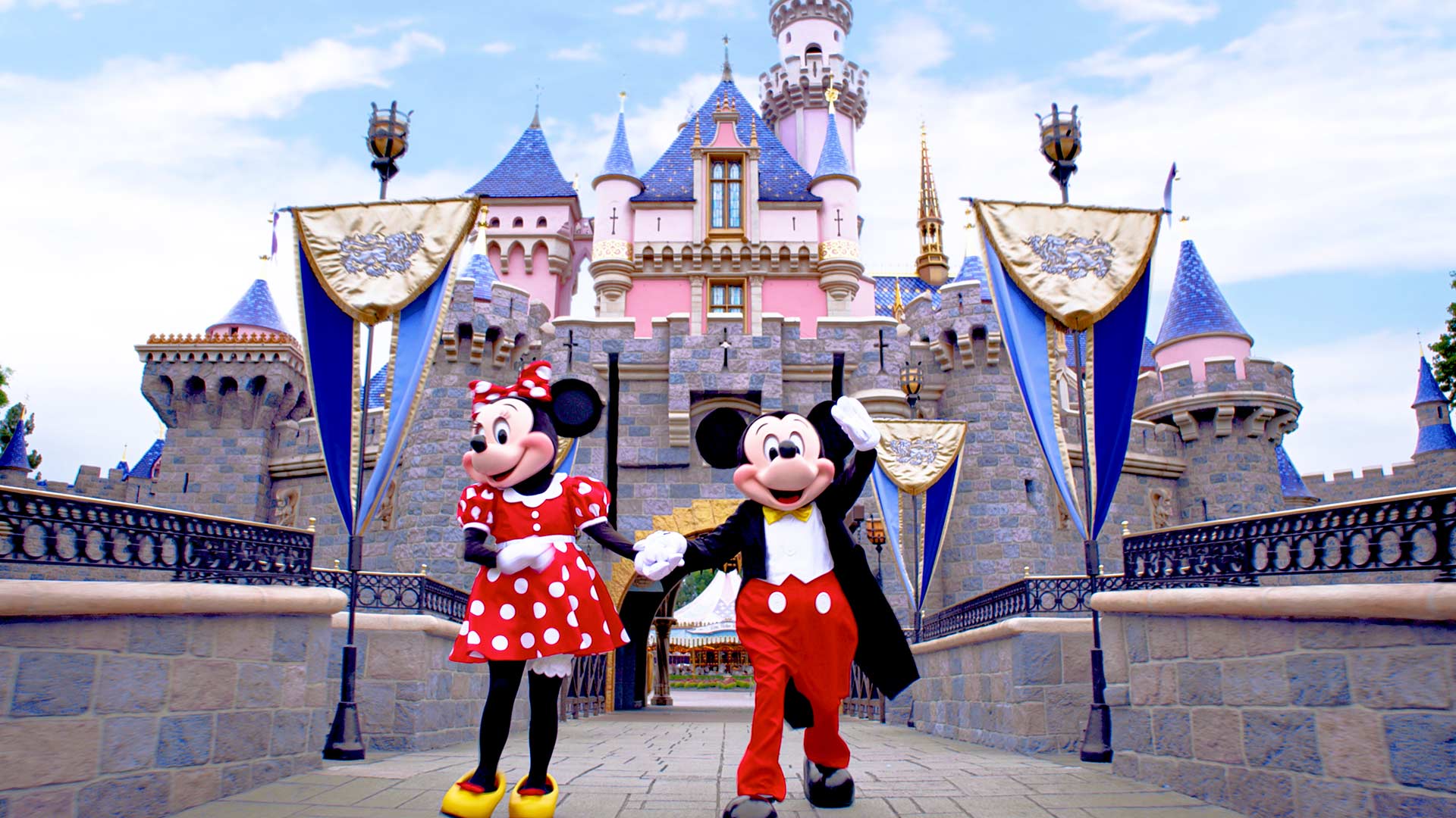Watch The Castles Online
