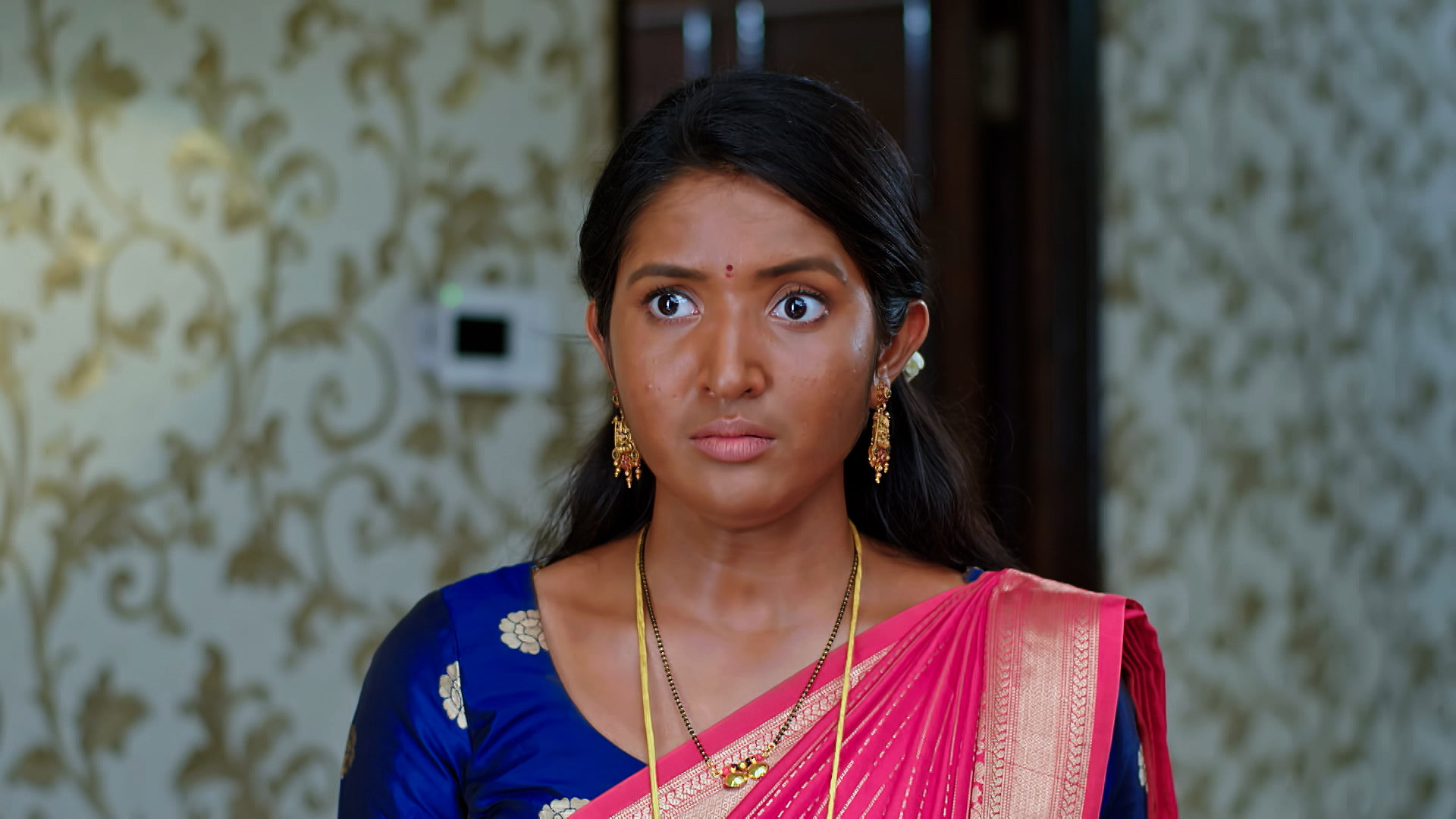 Watch Drishti Bottu Episode 194 on JioHotstar