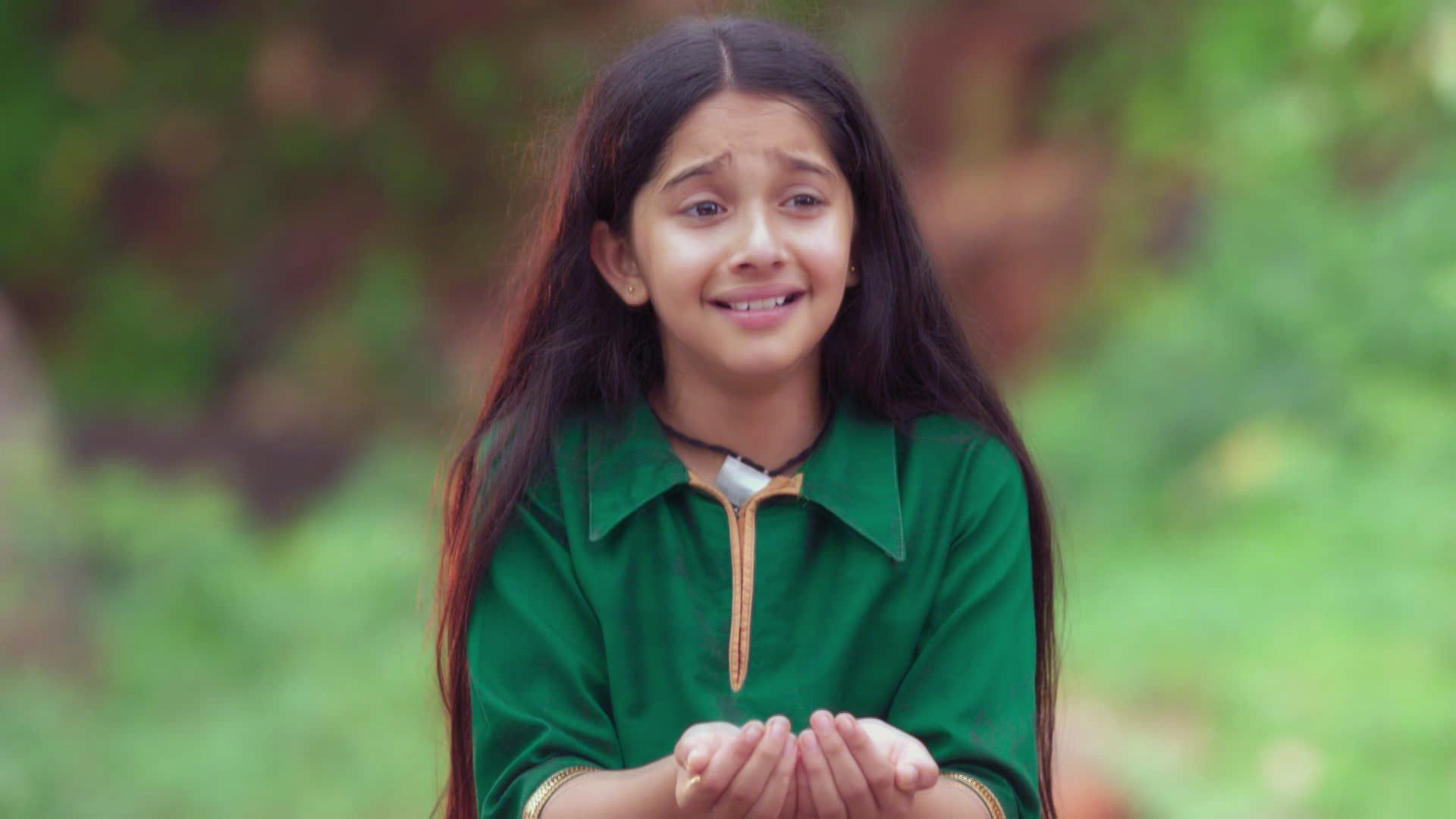 Watch Mariam Khan - Reporting LIVE Episode 102 on JioHotstar