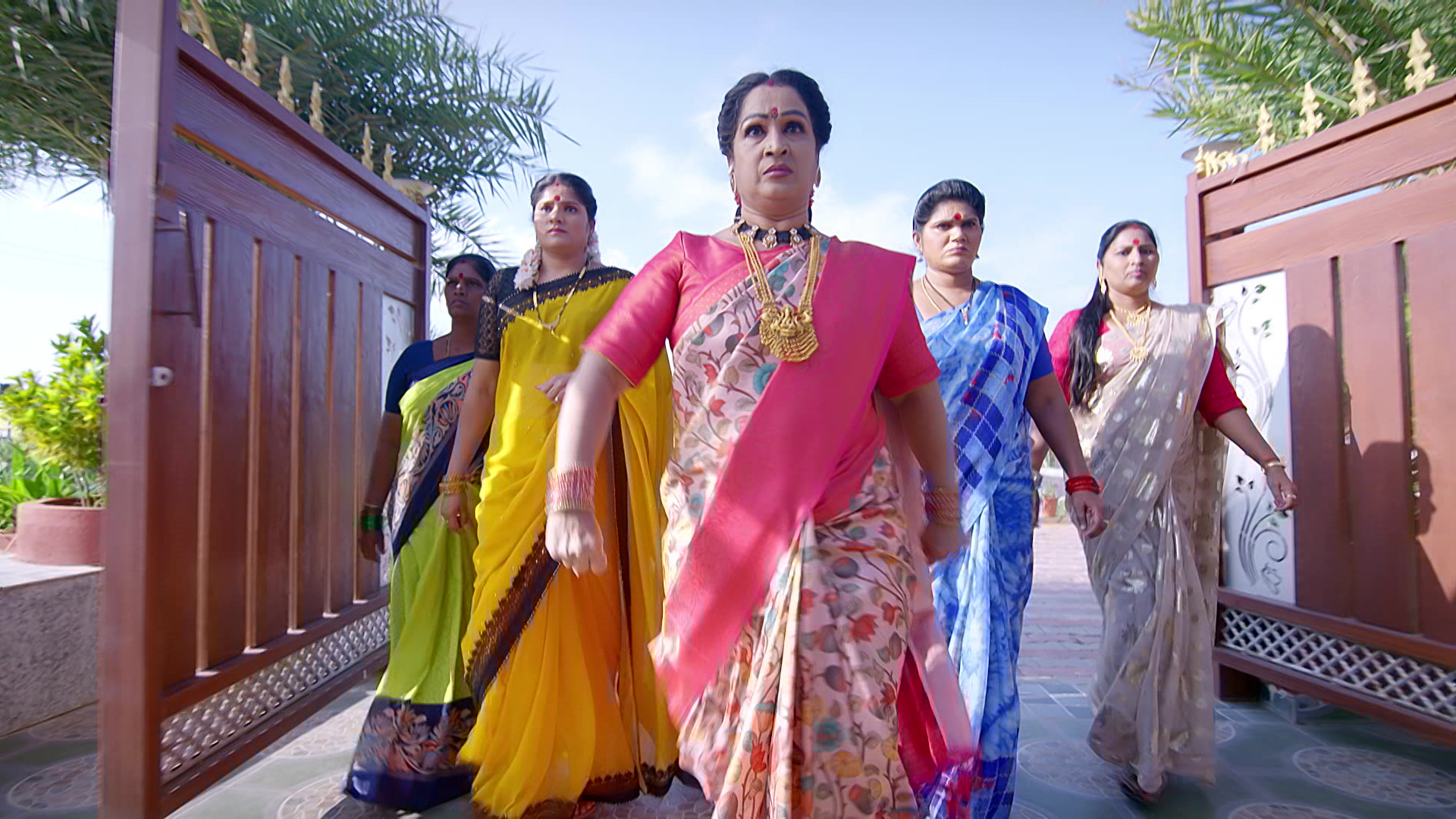 Watch brahma-mudi All Episodes | Watcho