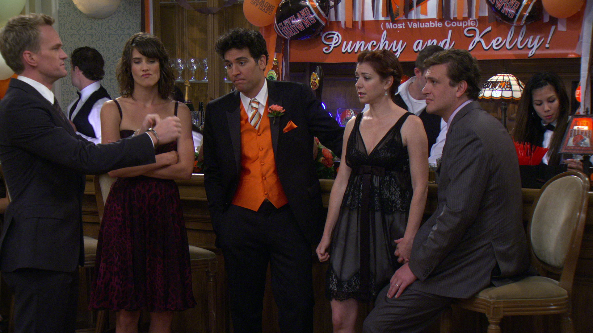 Watch How I Met Your Mother S7 Episode 1 on Disney+ UAE | English ...