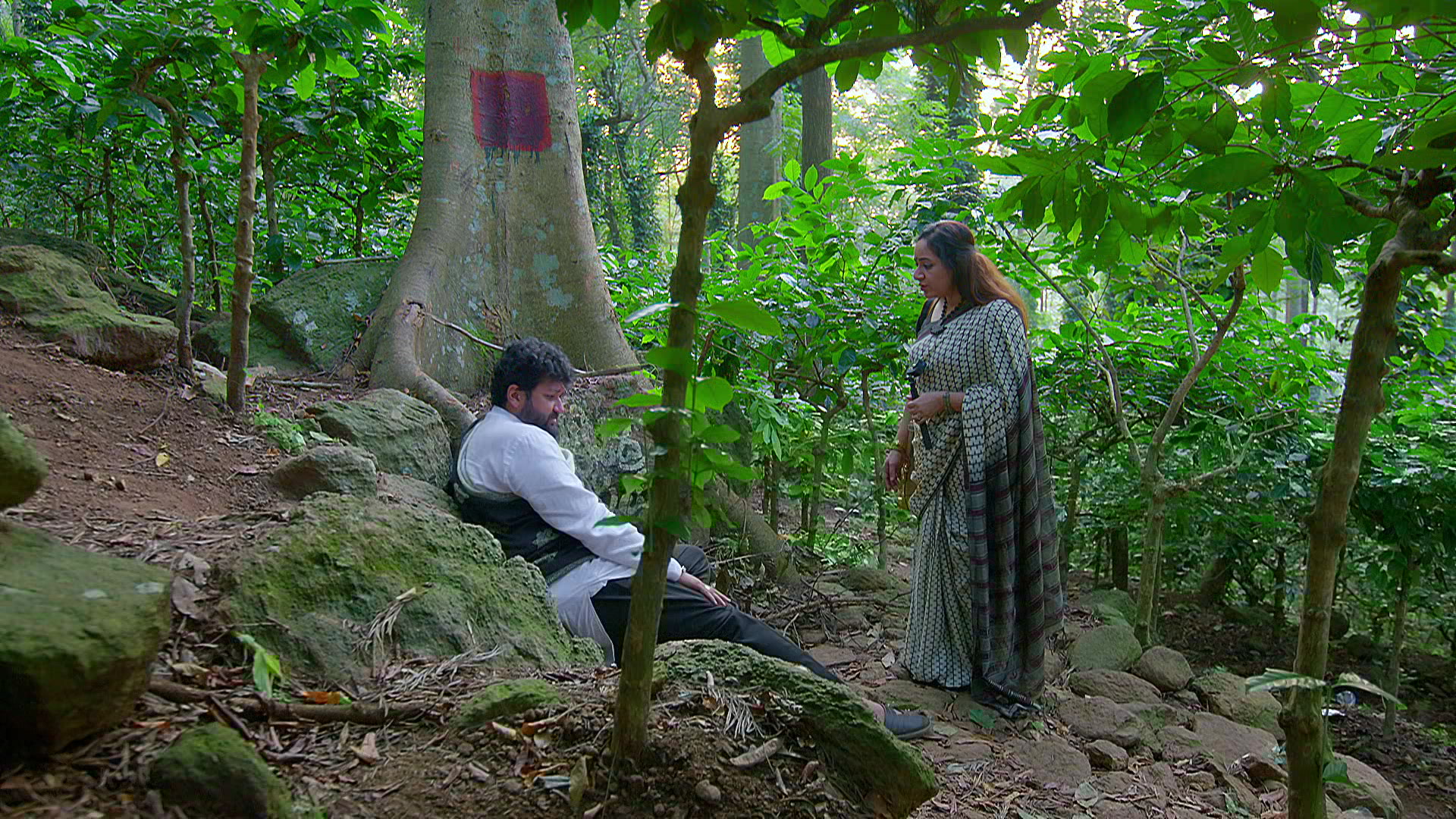 Watch Guppedantha Manasu S1 Episode 902 on JioHotstar