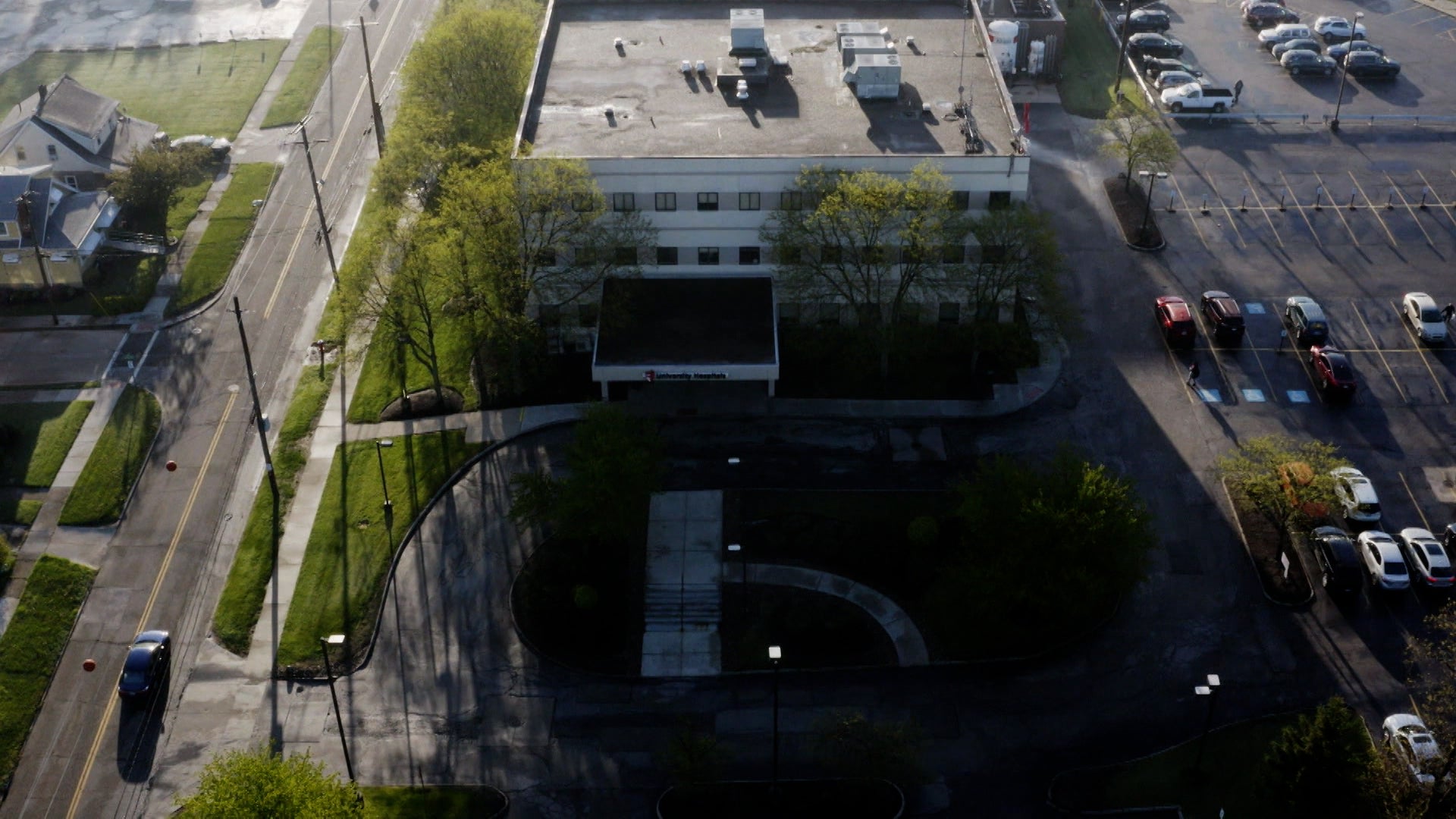 Watch 911 Crisis Center Episode 10 on JioHotstar