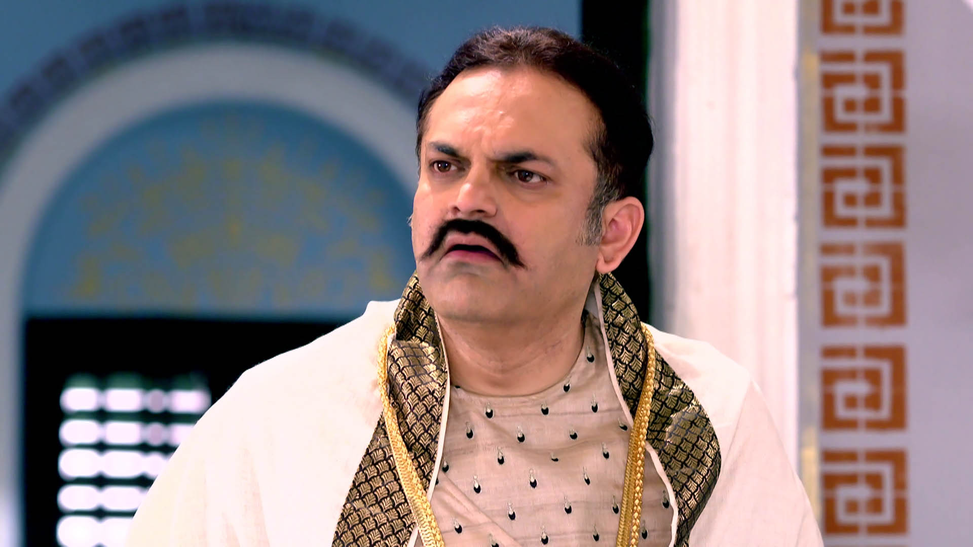 Watch Debi Choudhurani S1 Episode 272 on JioHotstar