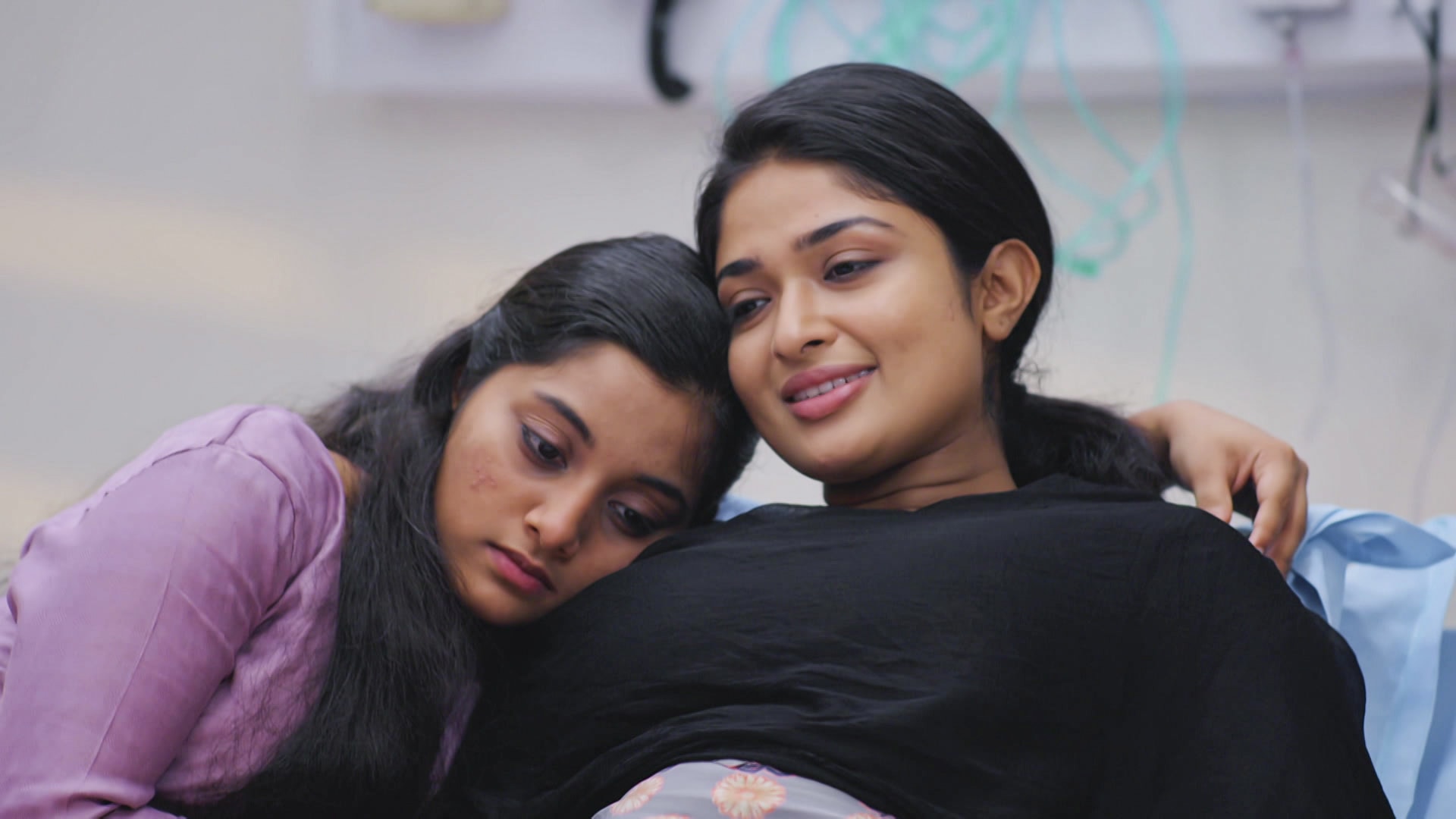 Watch Mazha Thorum Munpe S1 Episode 78 on JioHotstar