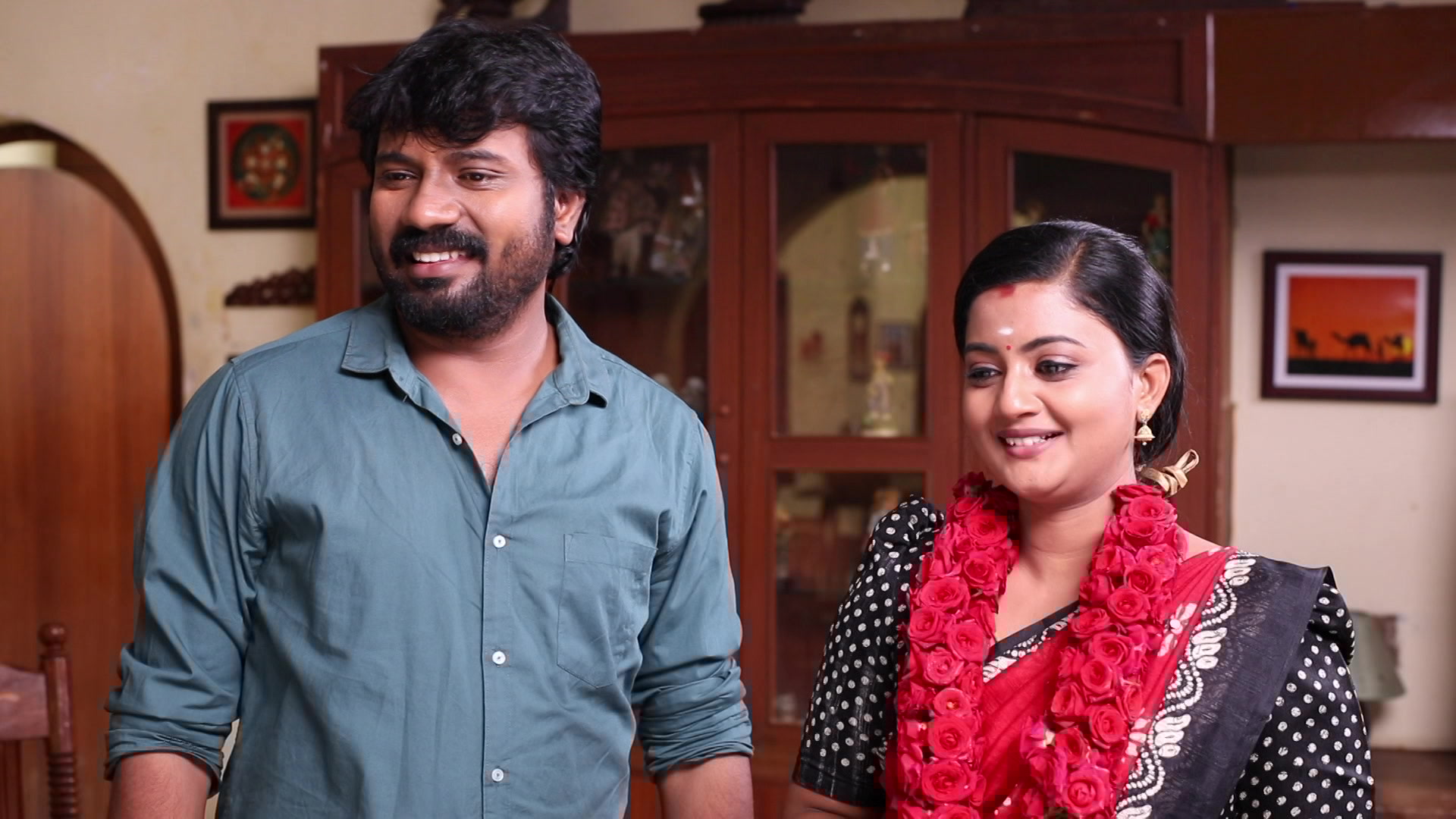 Stream Muthu Admires Meena Season 3 Episode 640 – Muthu Admires Meena ...