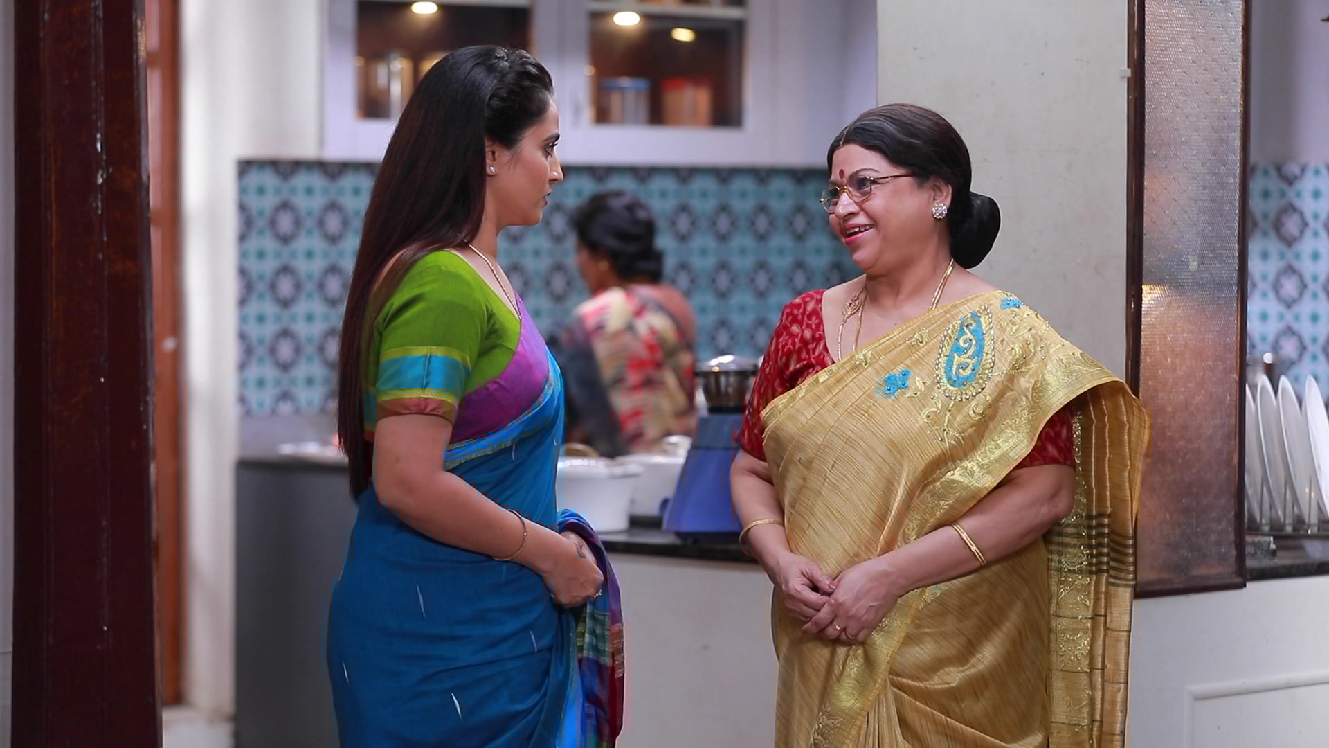 Watch Veetuku Veedu Vaasapadi Episode 185 on JioHotstar