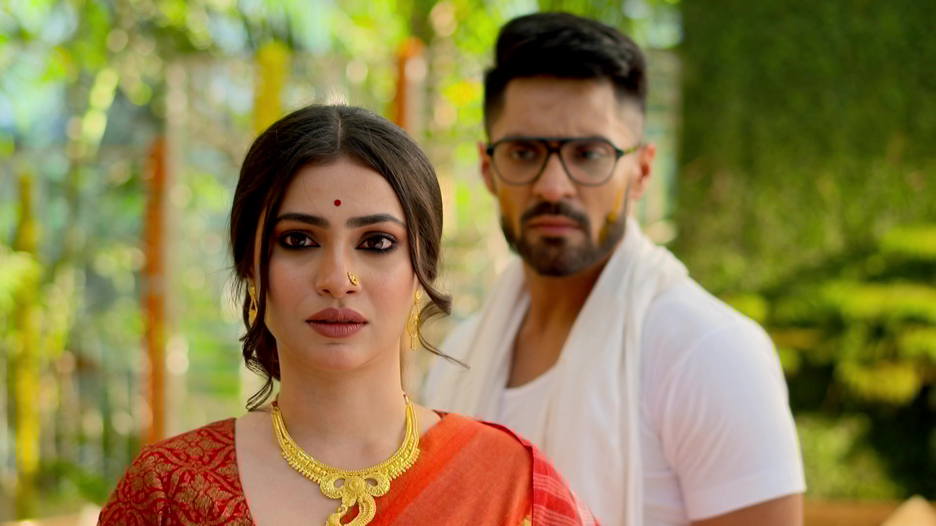 Watch Gaatchora S1 Episode 414 on JioHotstar