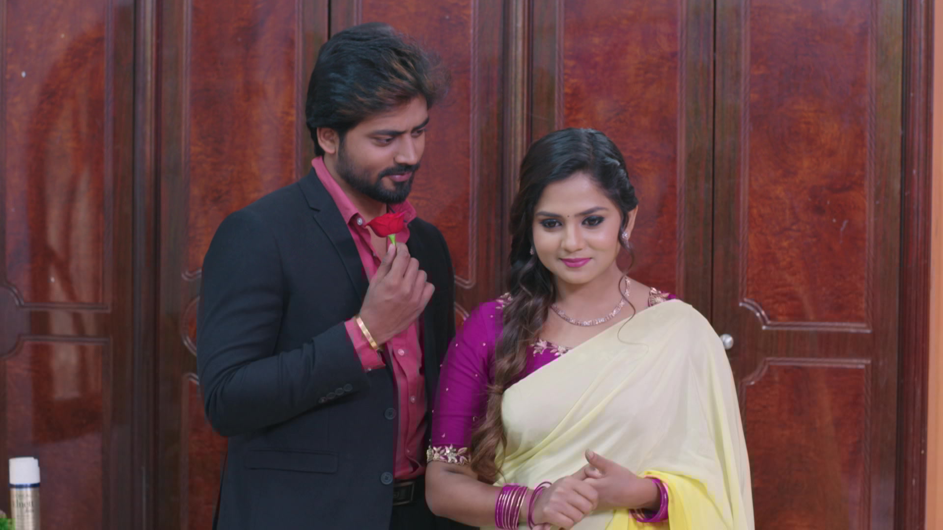 Watch Guppedantha Manasu Episode 627 on JioHotstar