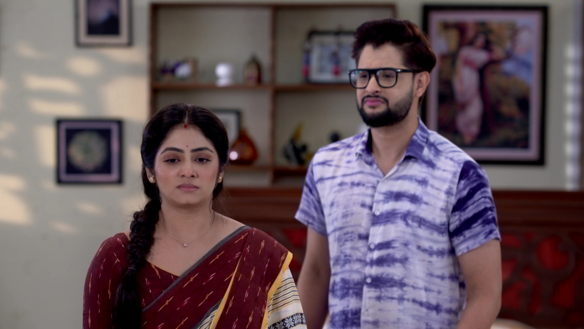 Watch Bangla Medium Episode 299 on JioHotstar