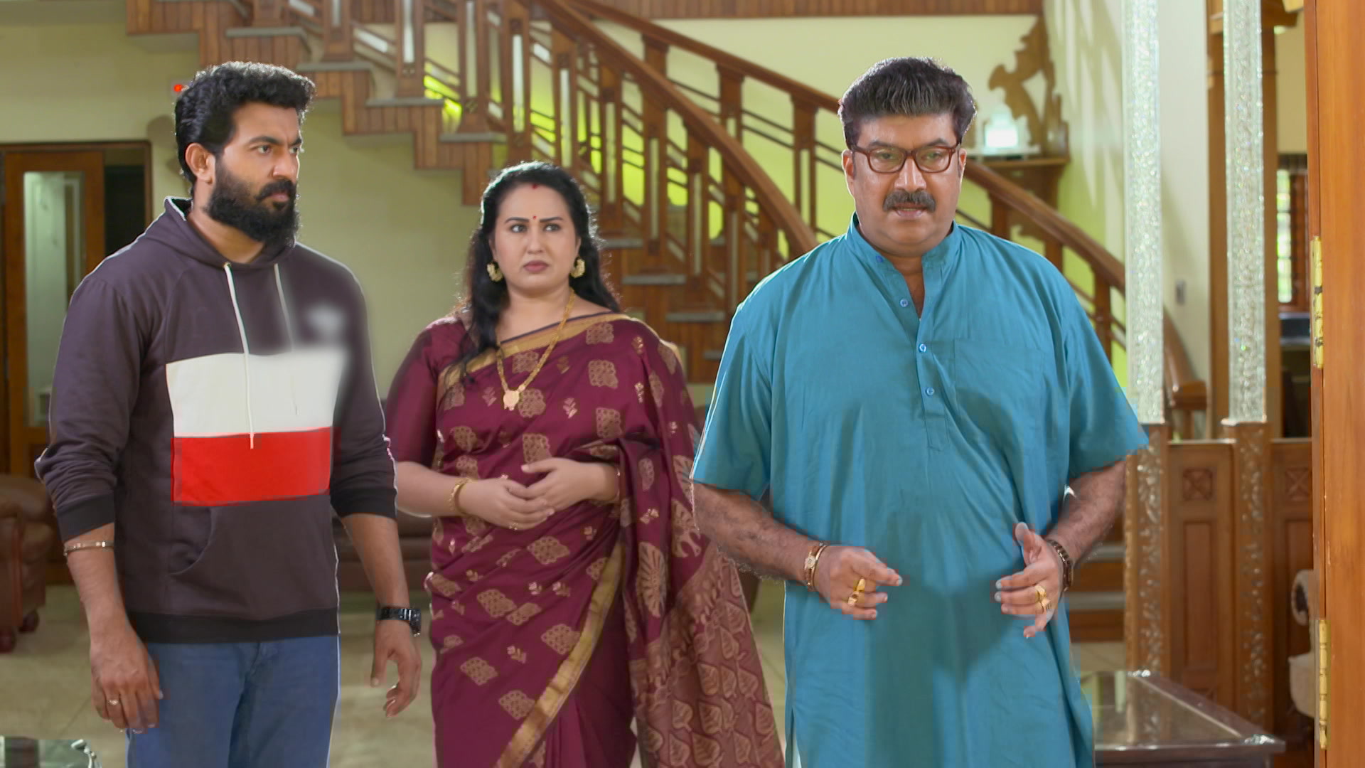 Watch Daya S1 Episode 7 on JioHotstar