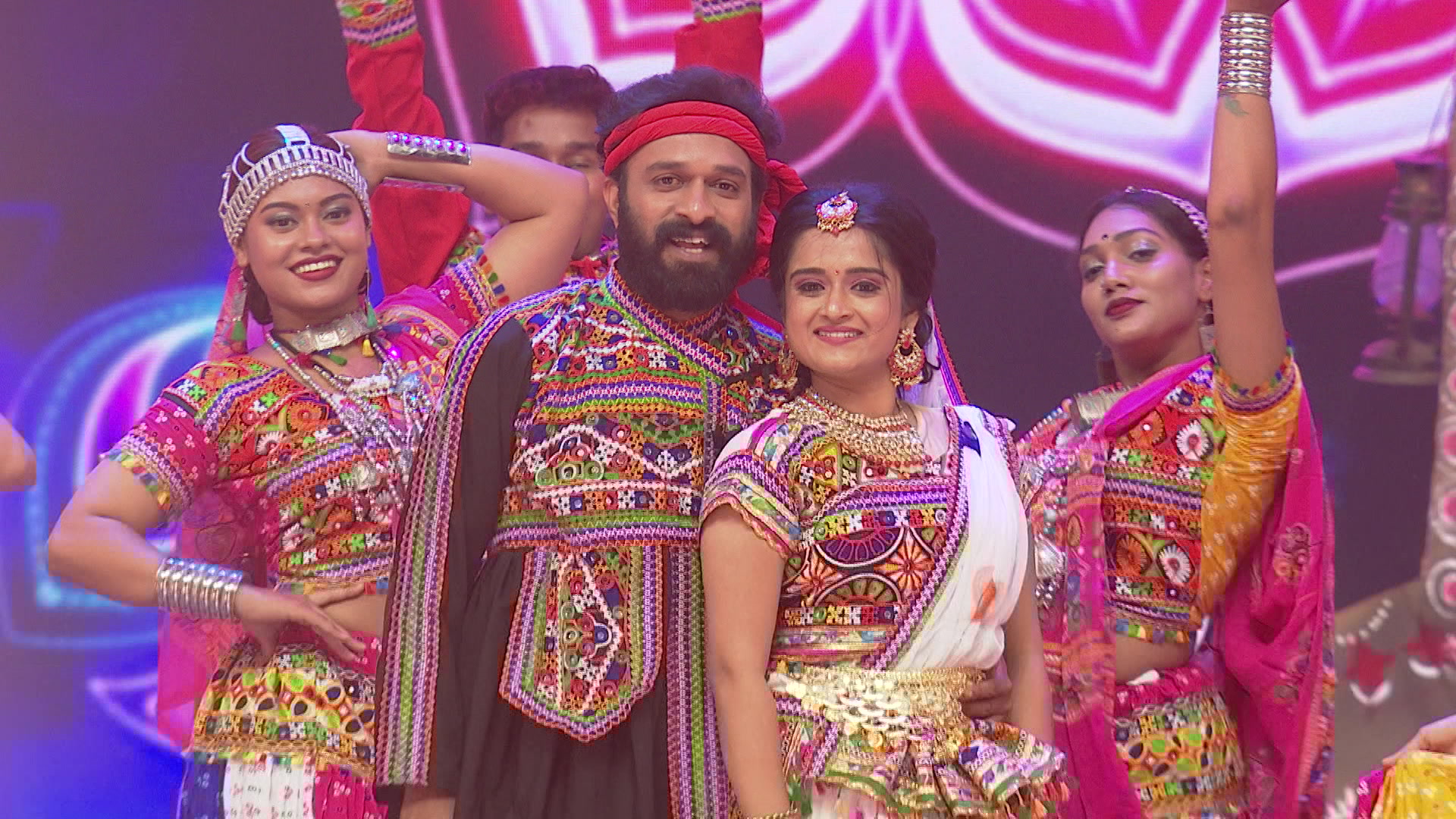 Watch Asianet Television Awards Episode 2 on JioHotstar