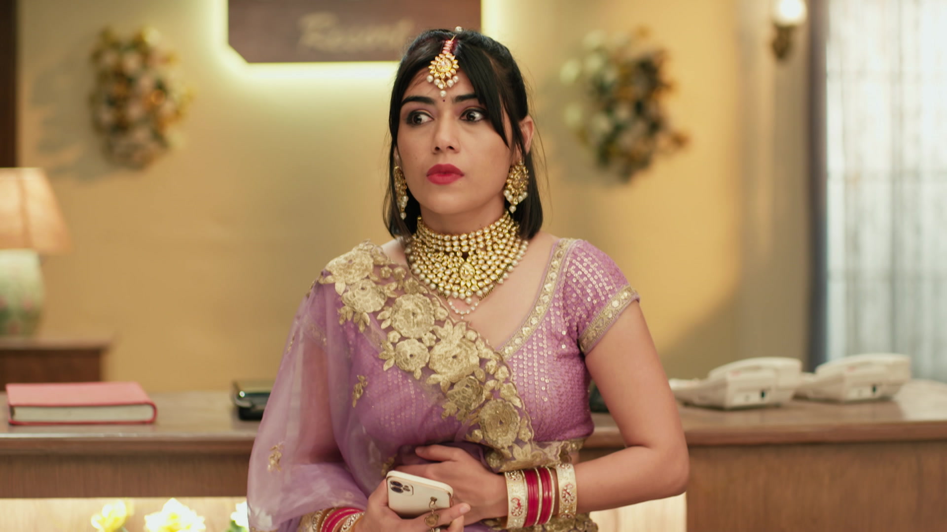 Watch Pandya Store S1 Episode 749 on JioHotstar