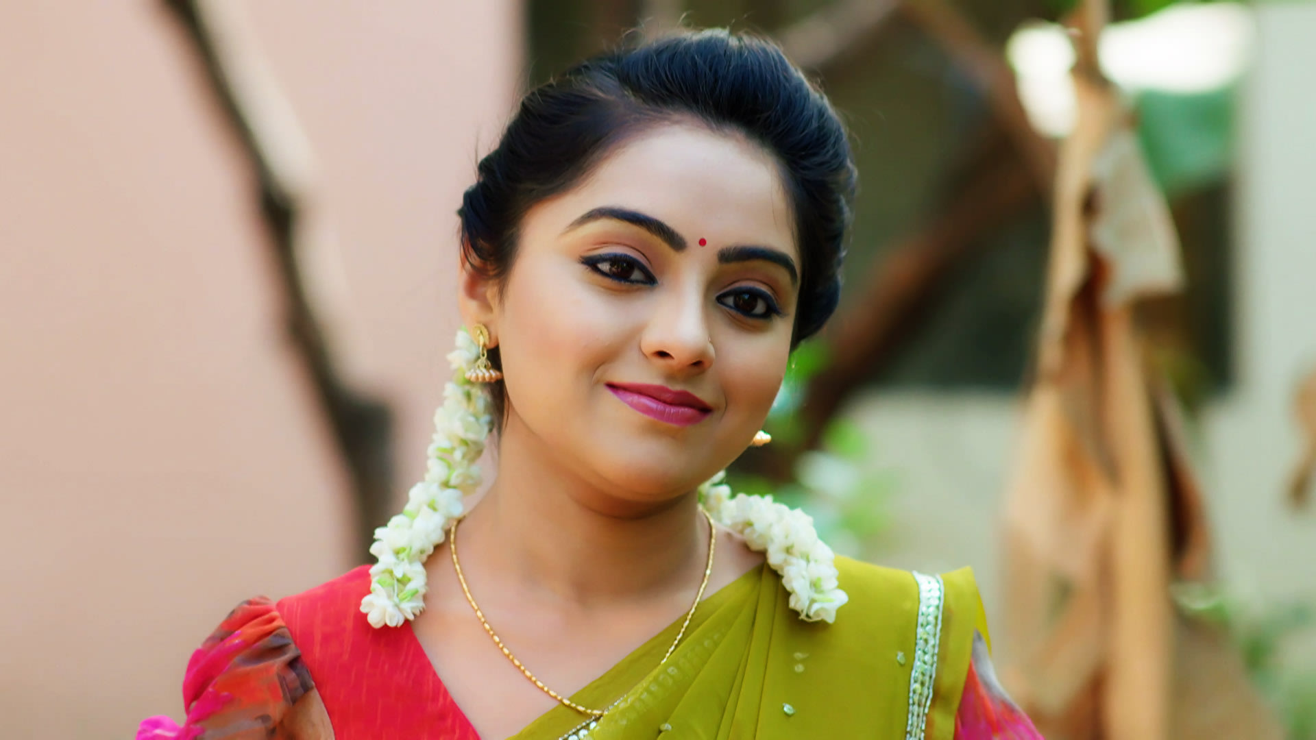 Watch Besuge Episode 5 on JioHotstar