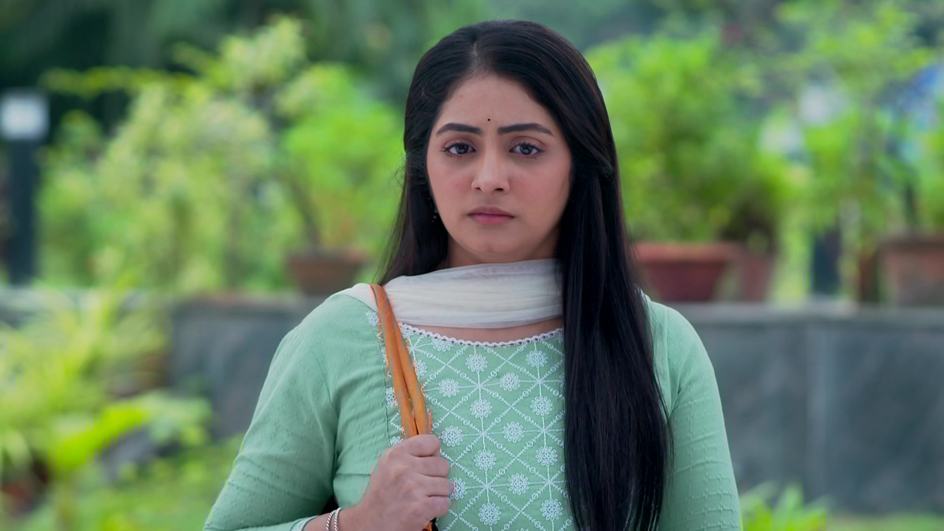 Watch Roshnai Episode 234 on JioHotstar