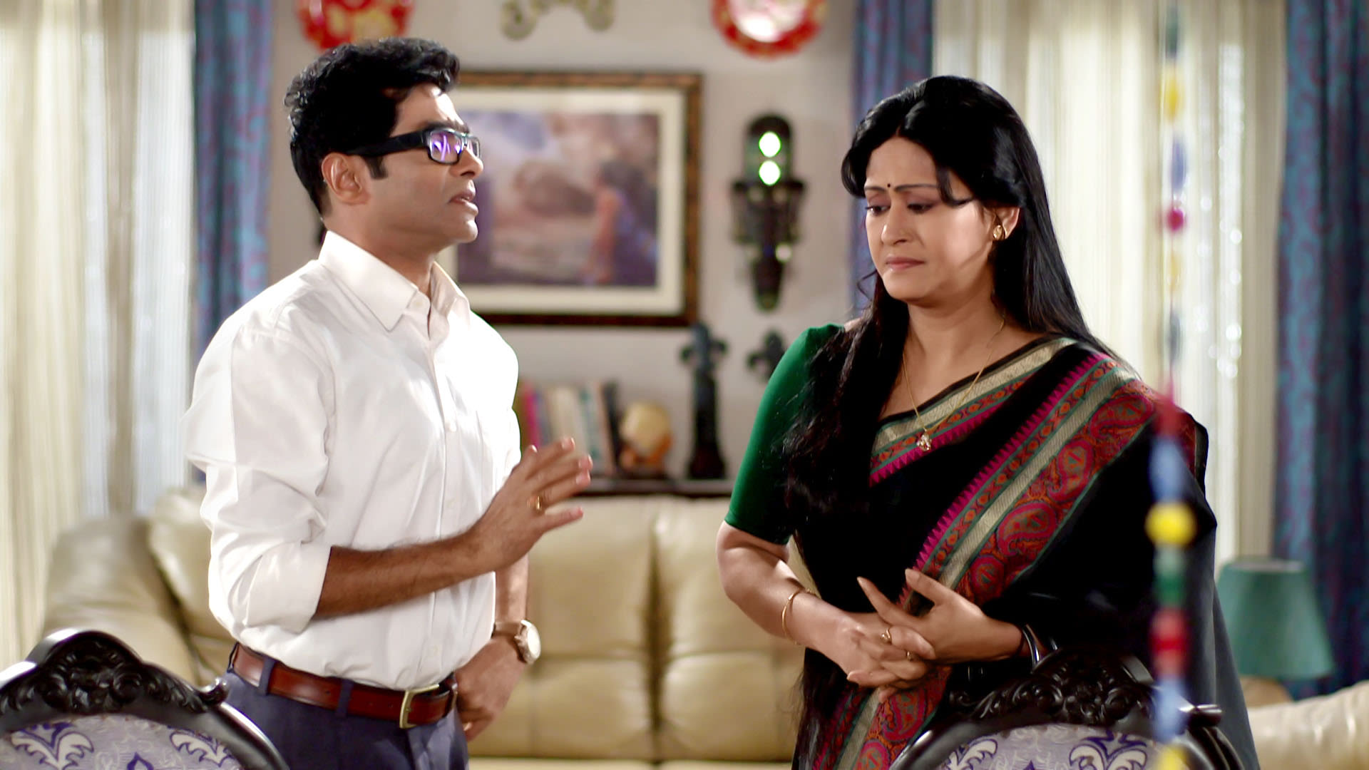 Watch Sreemoyee Episode 222 on JioHotstar