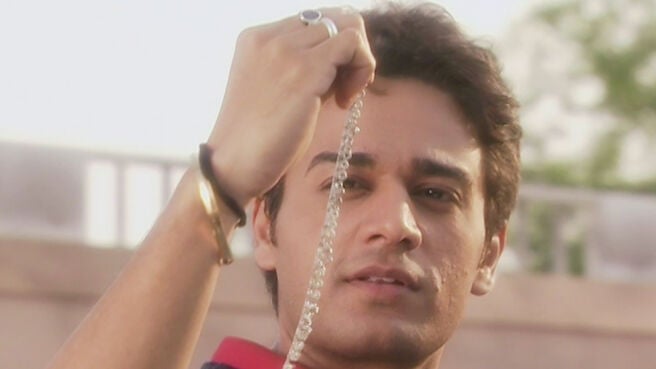 Watch Nee Thanae En Pon Vasantham S1 Episode 2 on JioHotstar