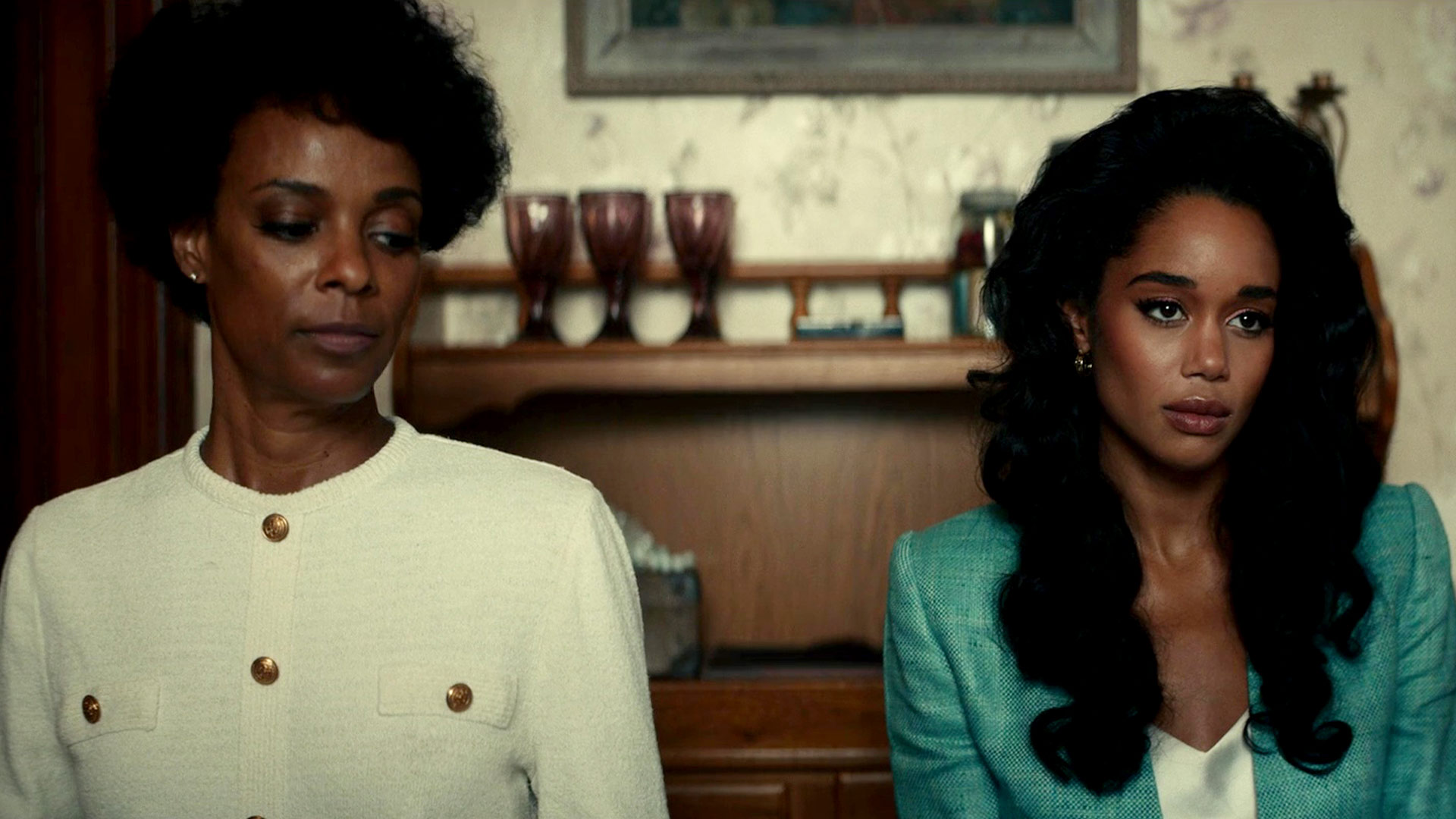 Watch Mike Episode 3 on JioHotstar