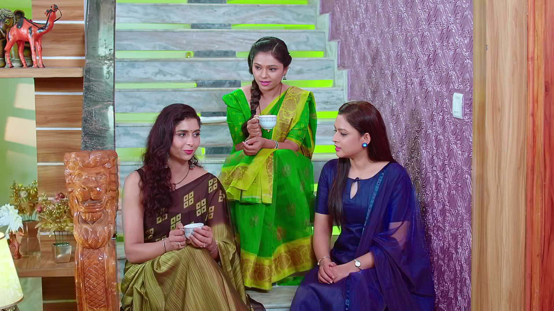 Watch Raaji S1 Episode 102 on JioHotstar