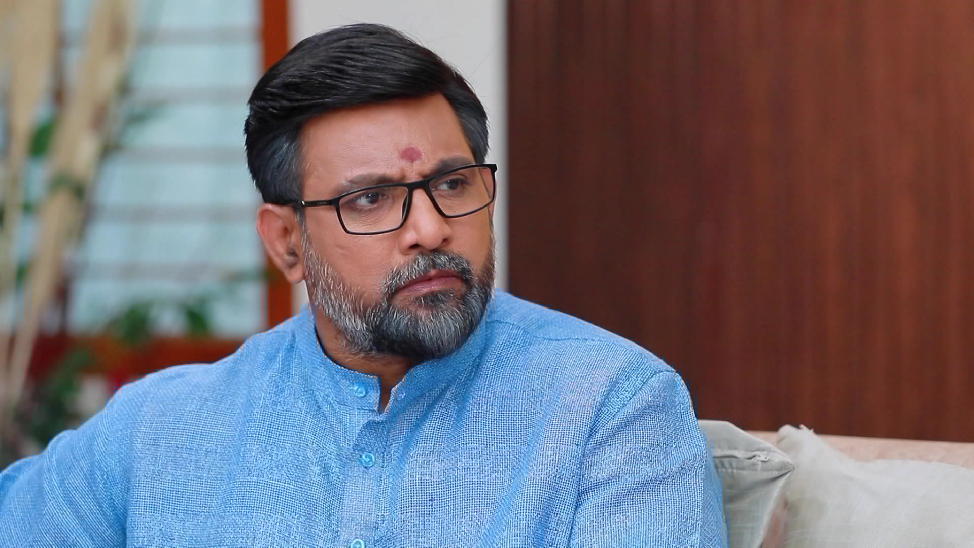 Stream Vishwanathan in Trouble Season 1 Episode 107 – Vishwanathan in ...