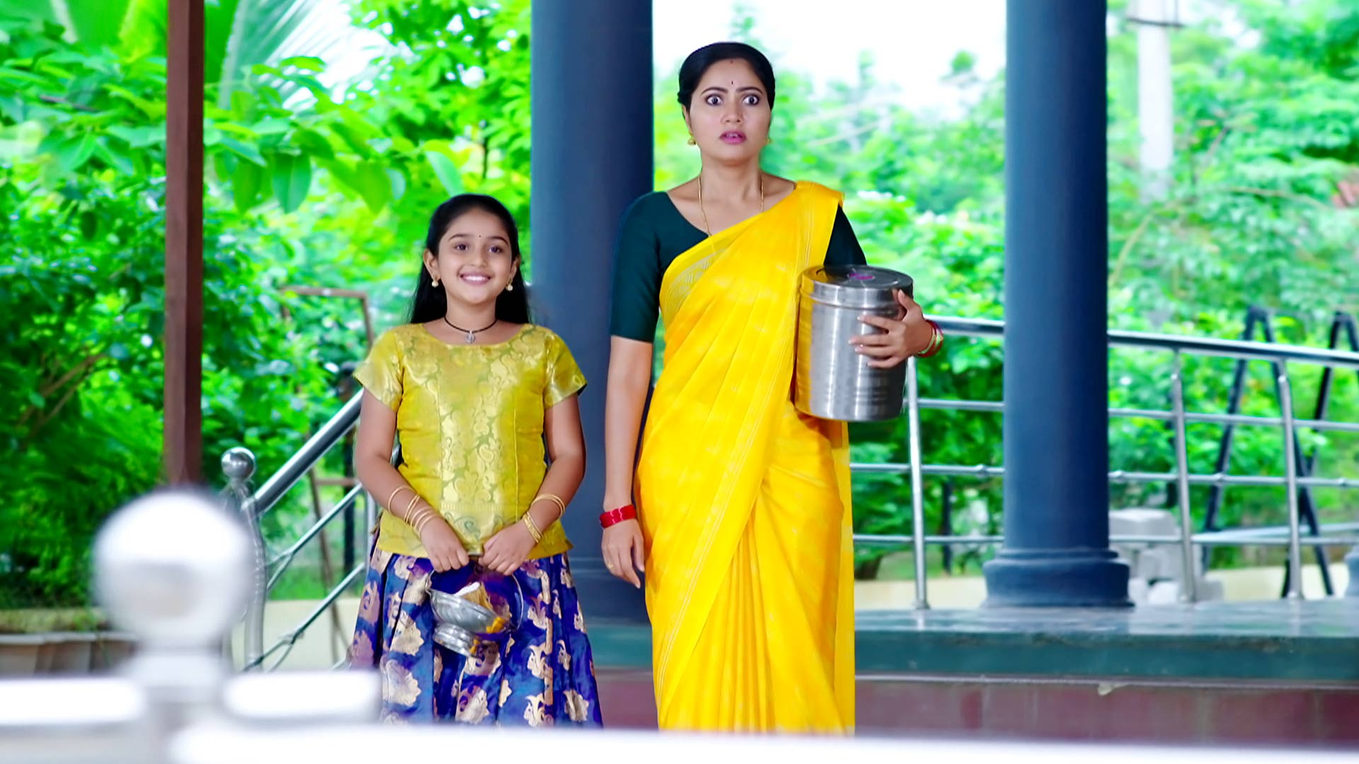 Watch Devatha - Anubandhala Alayam S1 Episode 318 on JioHotstar