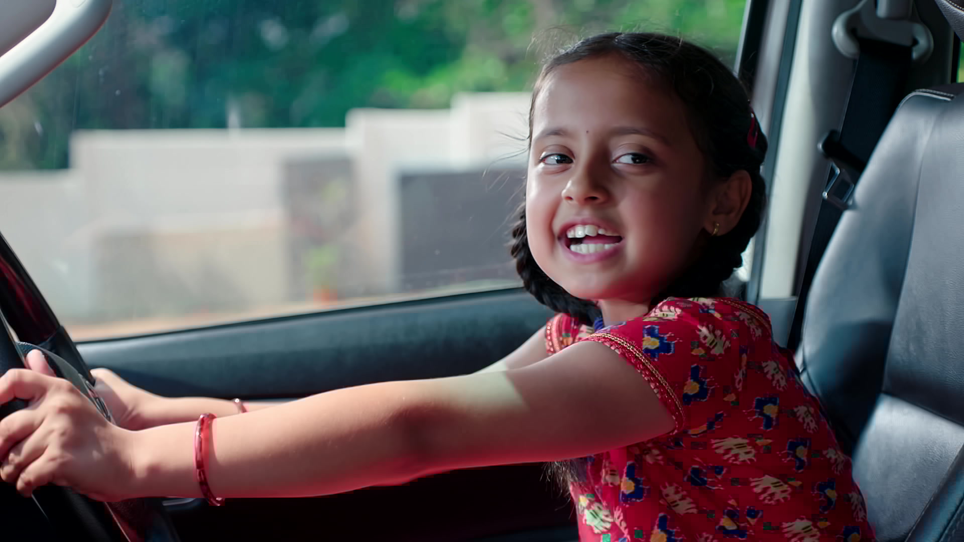 Watch Sharade Episode 33 on JioHotstar