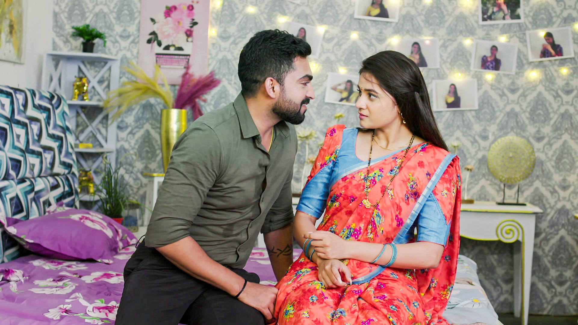 Watch Krishna Mukunda Murari S1 Episode 165 on JioHotstar