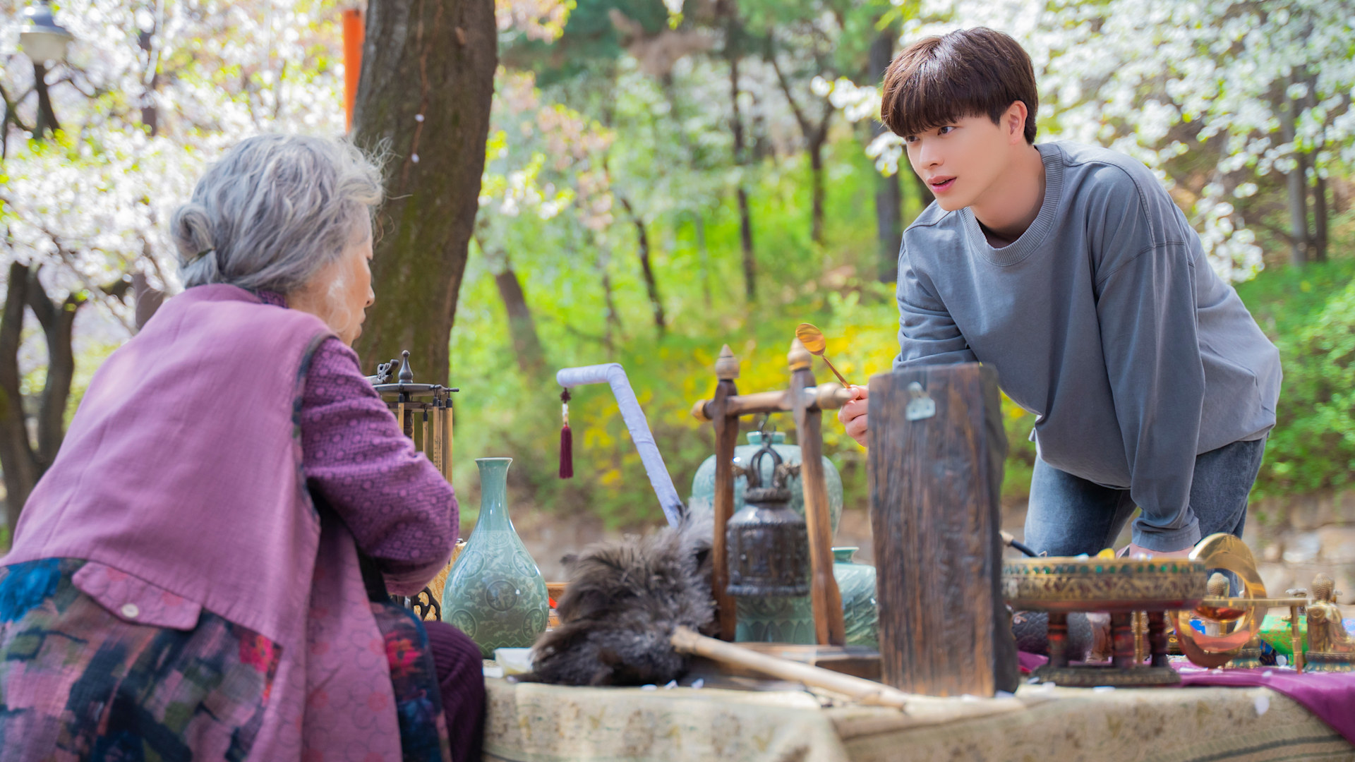 The Golden Spoon - Disney+