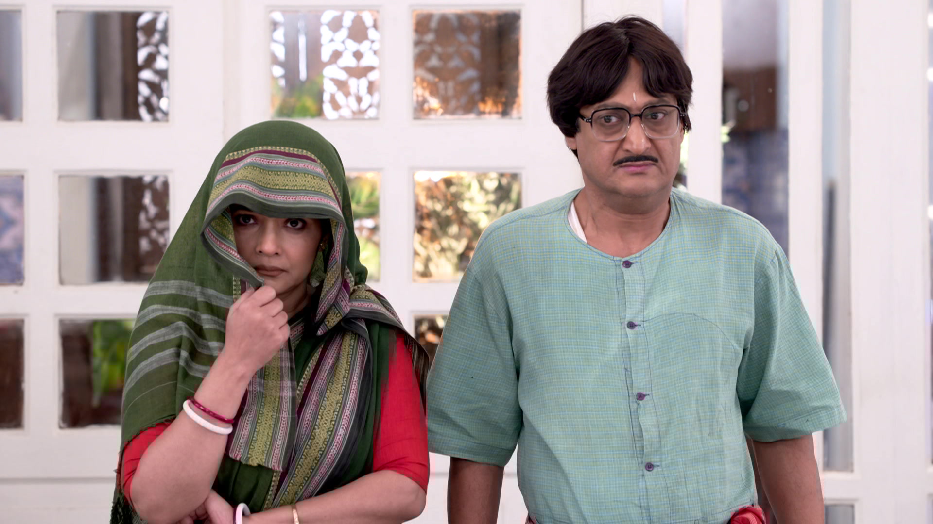 Watch Bangla Medium S1 Episode 317 on JioHotstar