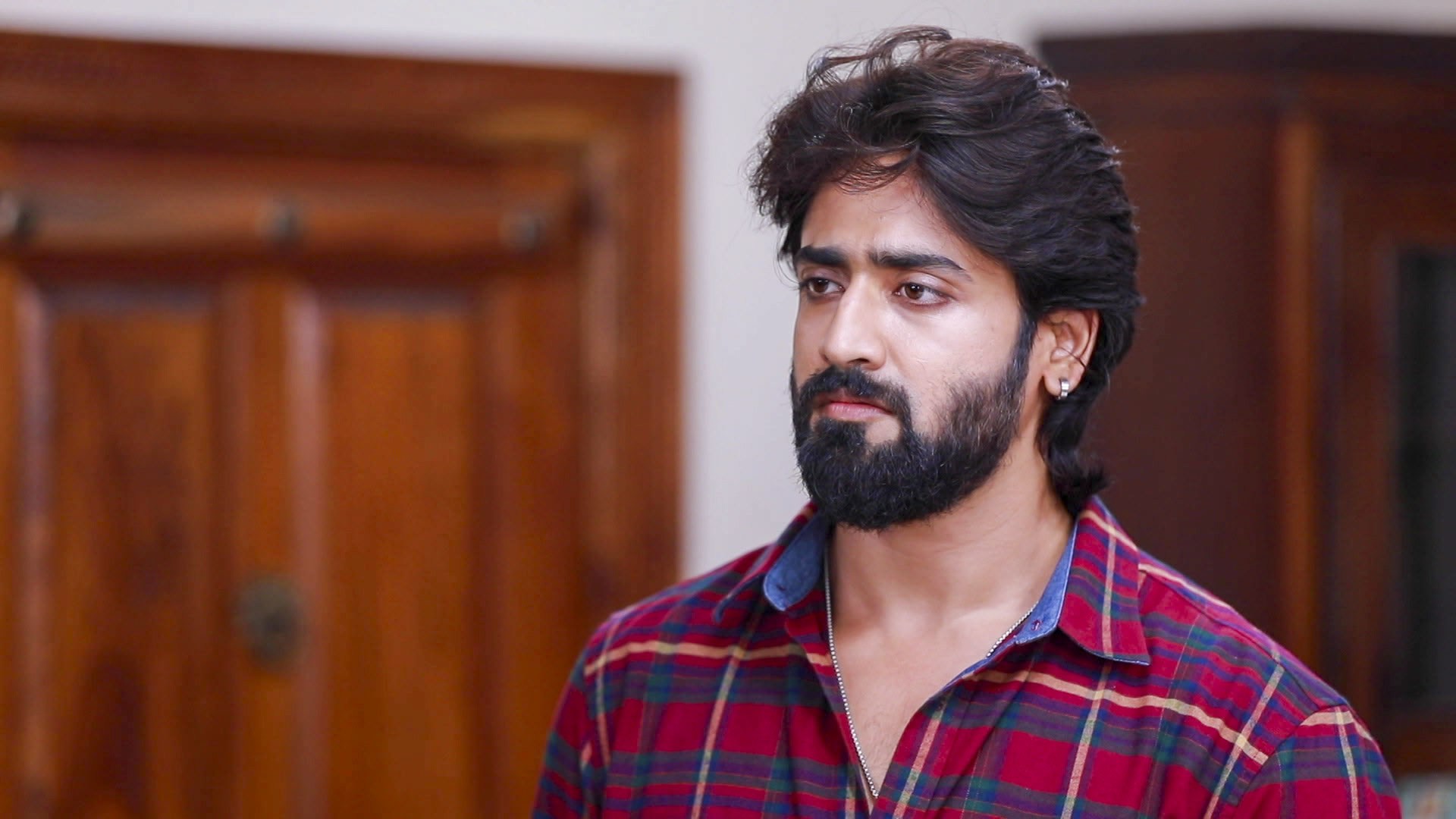 Watch Mahanadhi S1 Episode 747 on JioHotstar