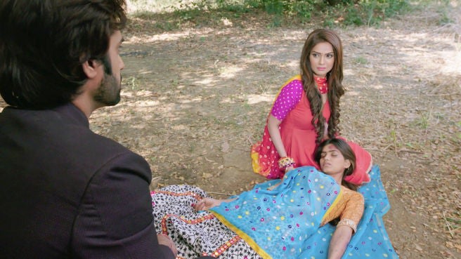 Watch Vish Ya Amrit Sitaara Episode 15 on JioHotstar