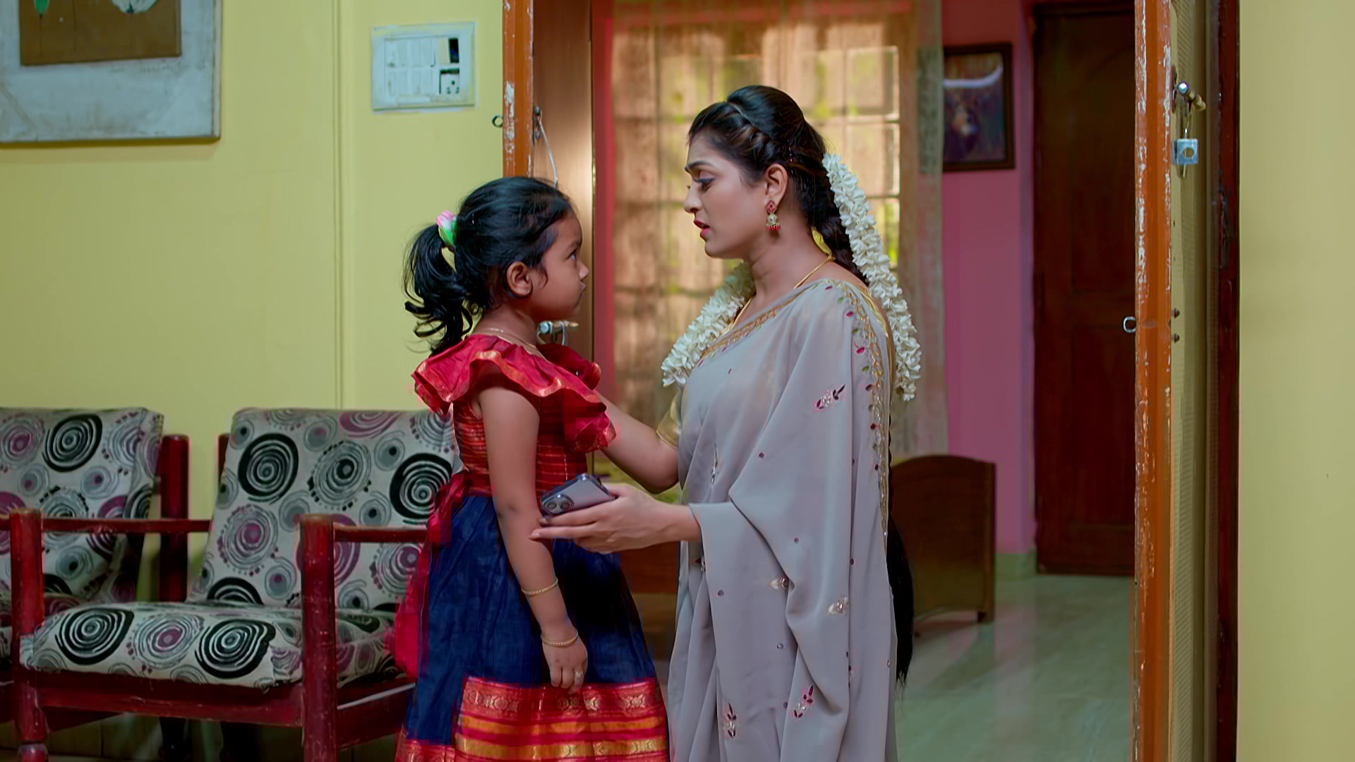 Watch Kumkuma Puvvu S8 Episode 1697 on Disney+ Hotstar