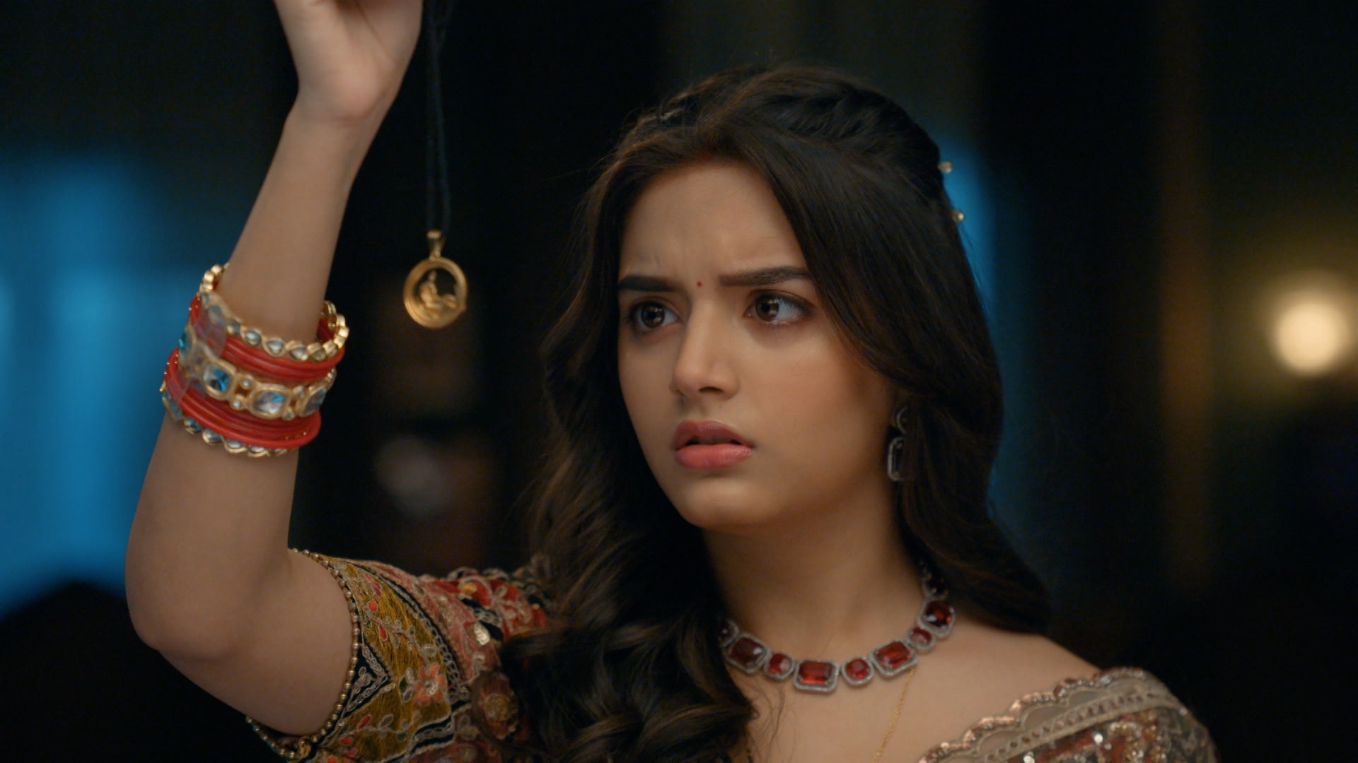 Watch Doree Episode 35 On Jiohotstar
