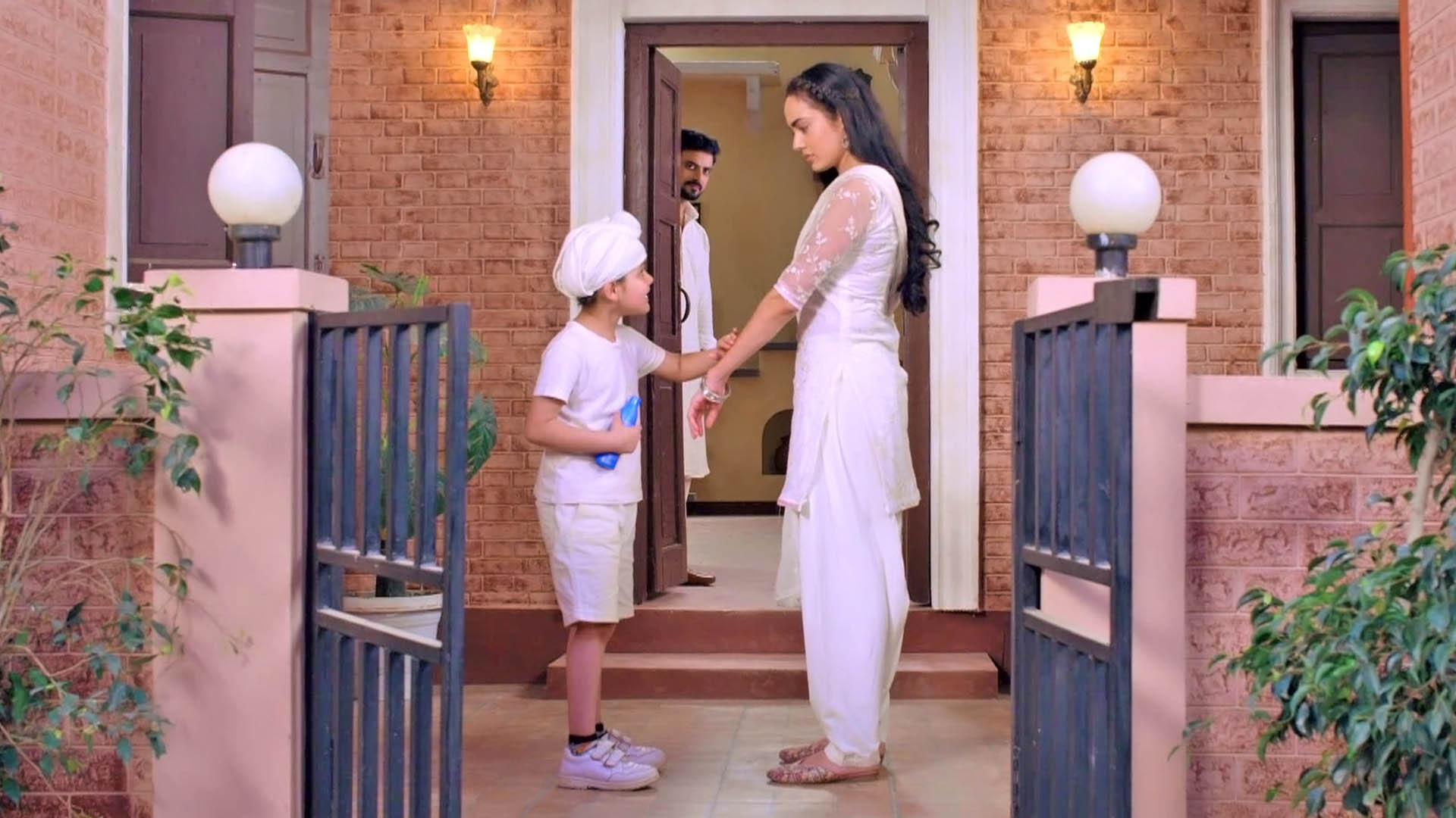 Watch Teri Meri Doriyaann Episode 448 on JioHotstar