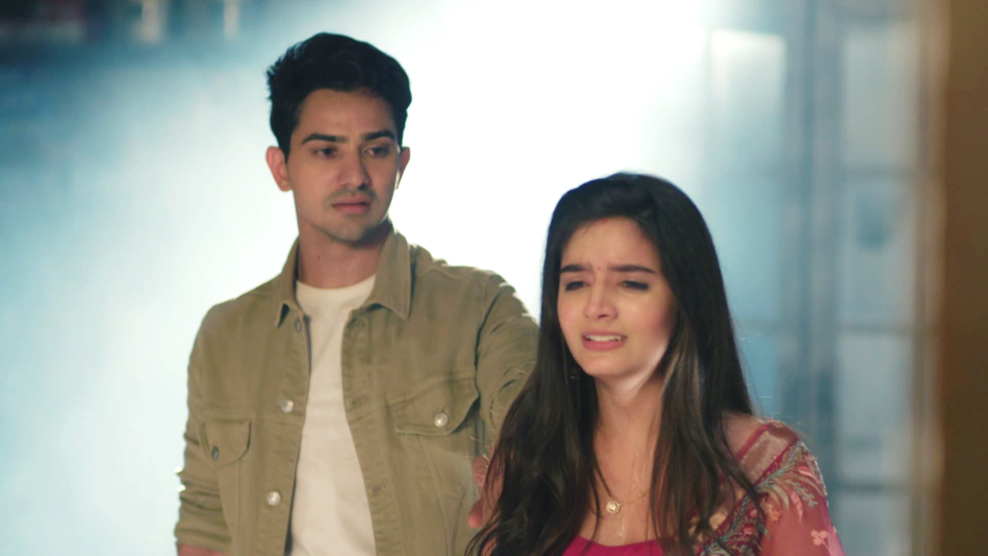 Watch Pandya Store S2 Episode 902 on JioHotstar