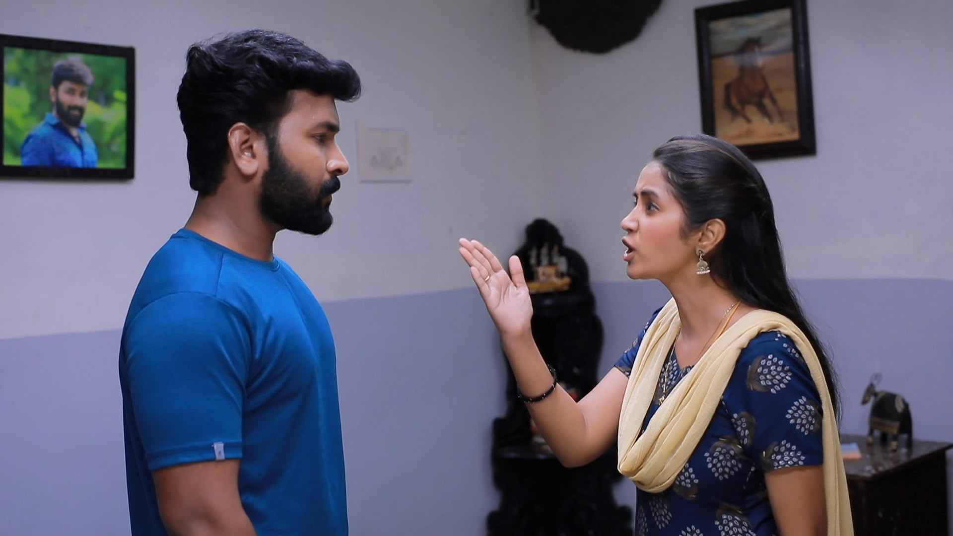 Watch Nithya Hits Praveen Online