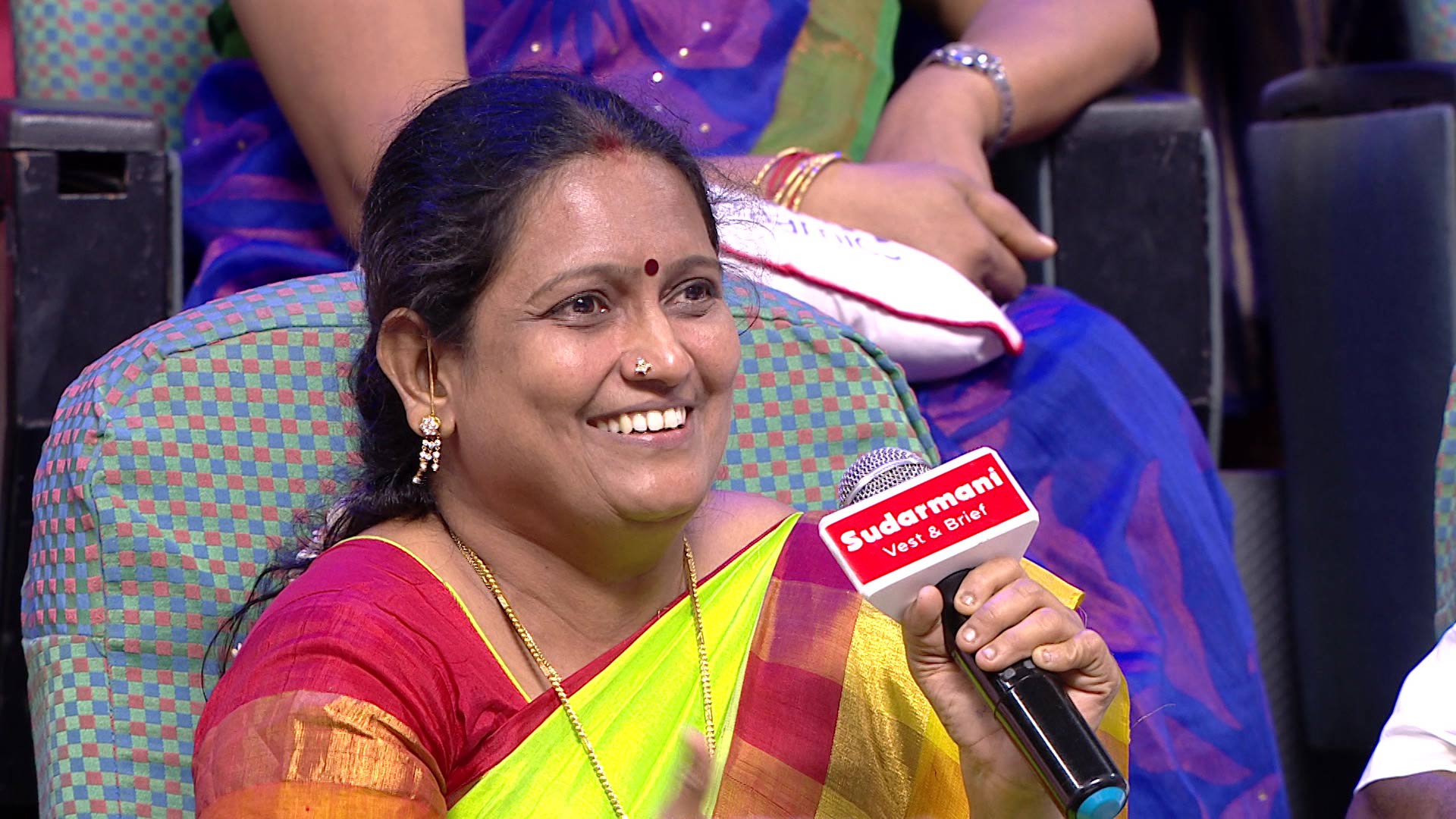 Watch Neeya Naana Episode 384 on JioHotstar