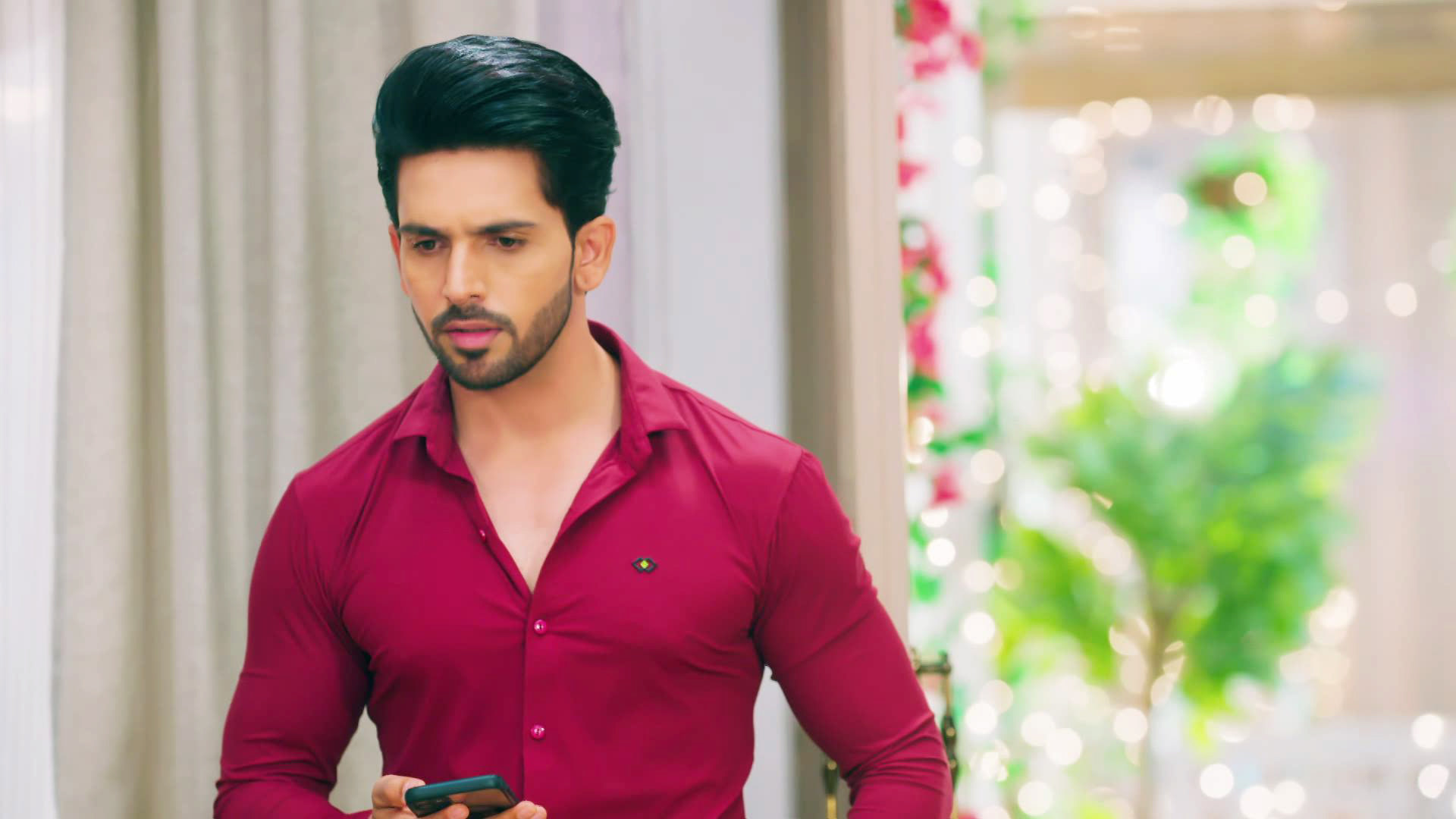 Watch yeh-rishta-kya-kehlata-hai only on Watcho