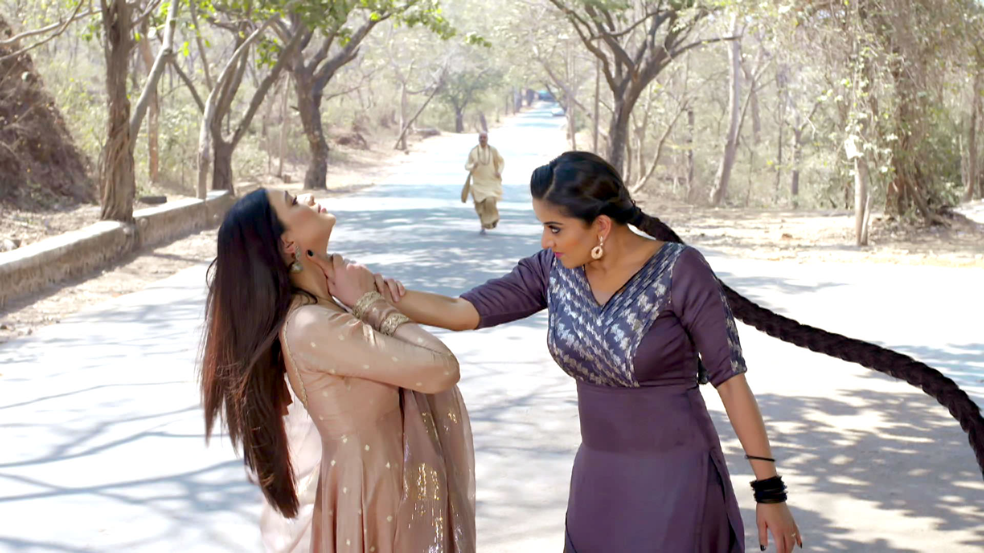 Watch Nazar S2 Episode 22 on JioHotstar