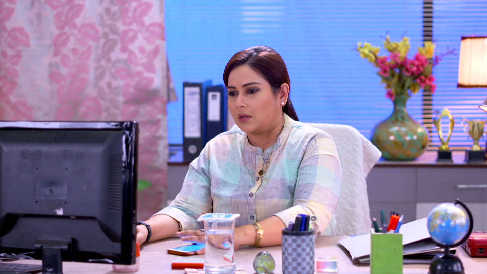 Watch Jai Kali Kalkattawali S4 Episode 498 on JioHotstar