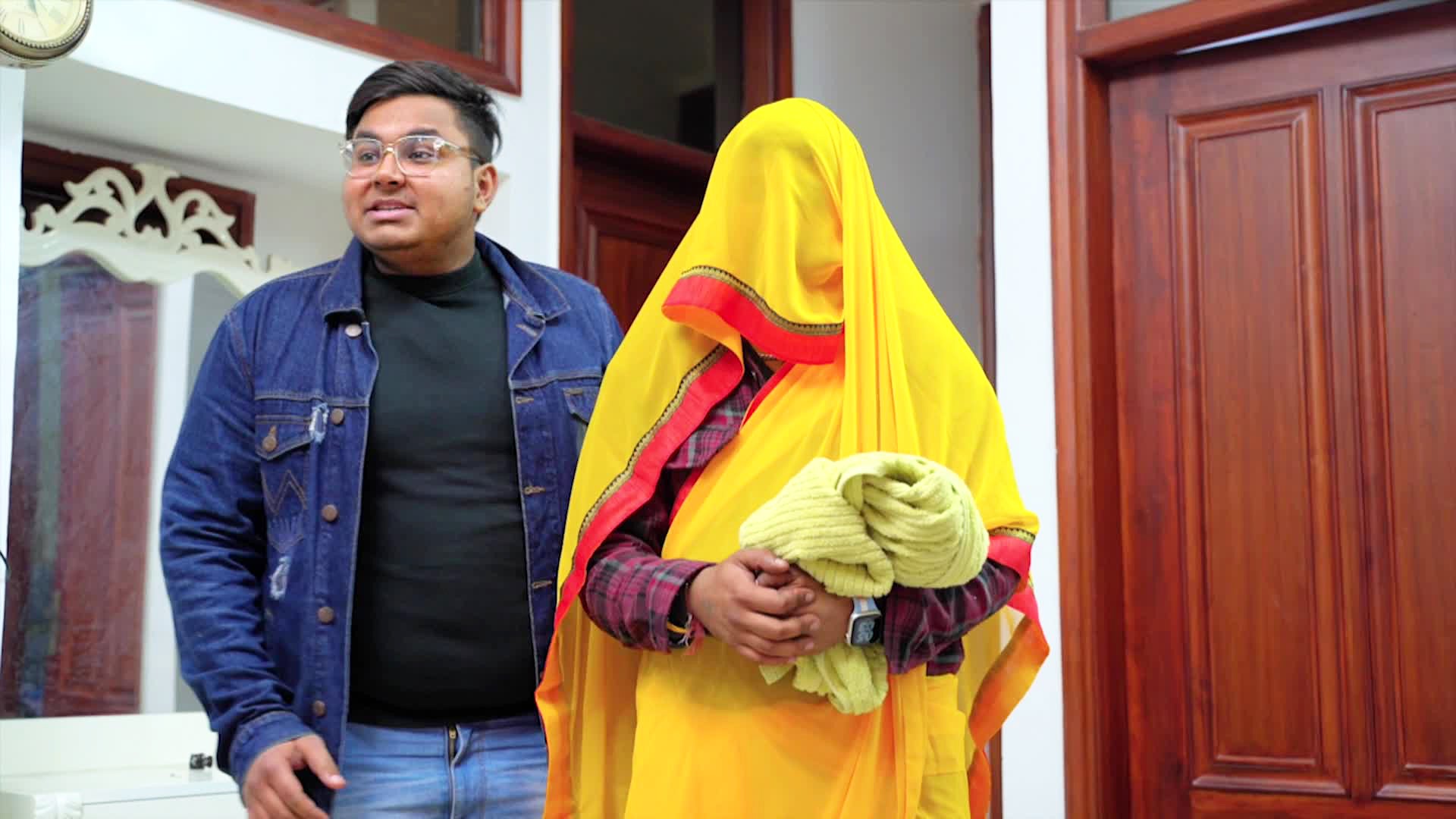 Watch Bak Bak Baklol Episode 48 on JioHotstar