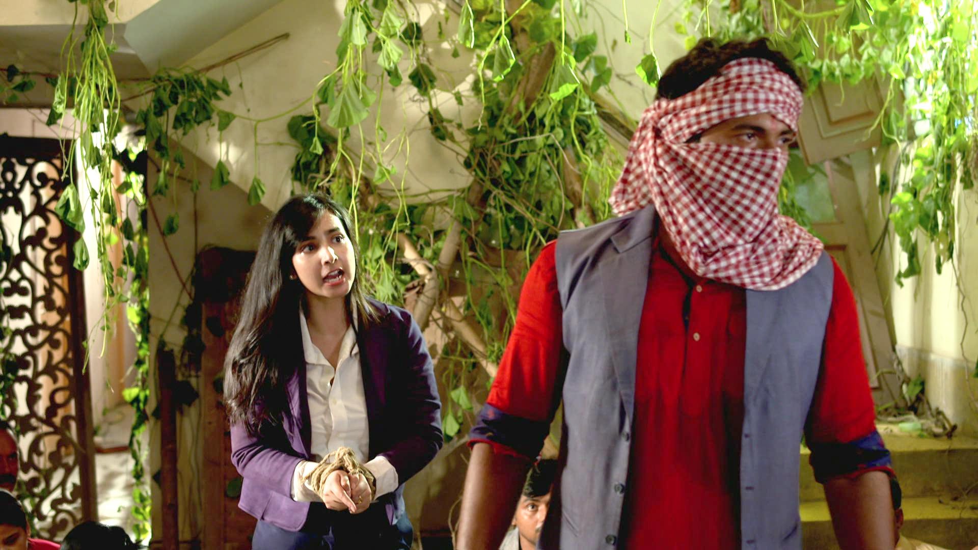 Watch Mon Phagun S1 Episode 358 on JioHotstar
