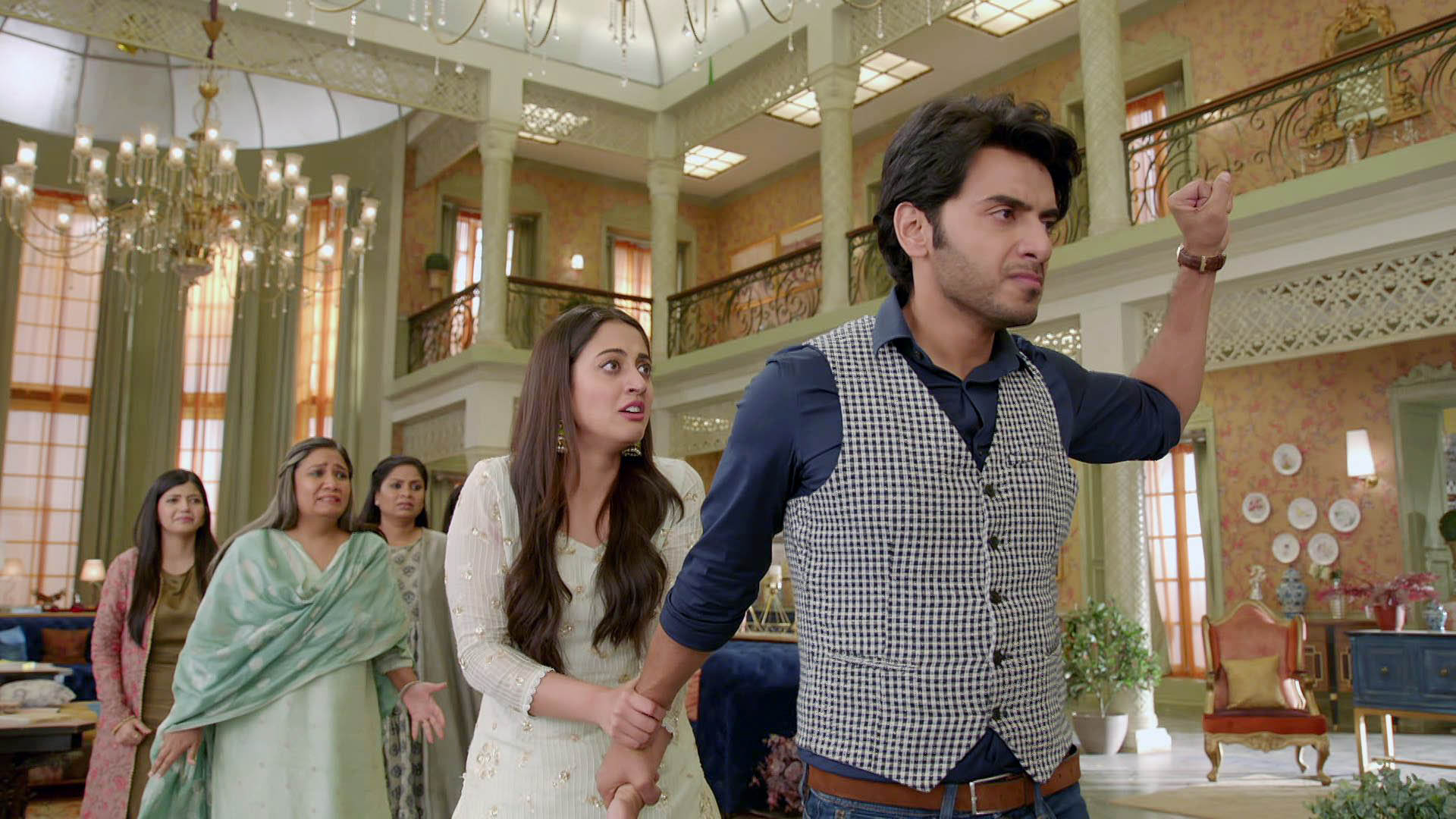 Watch Aman, Roshni to Part Ways? Online