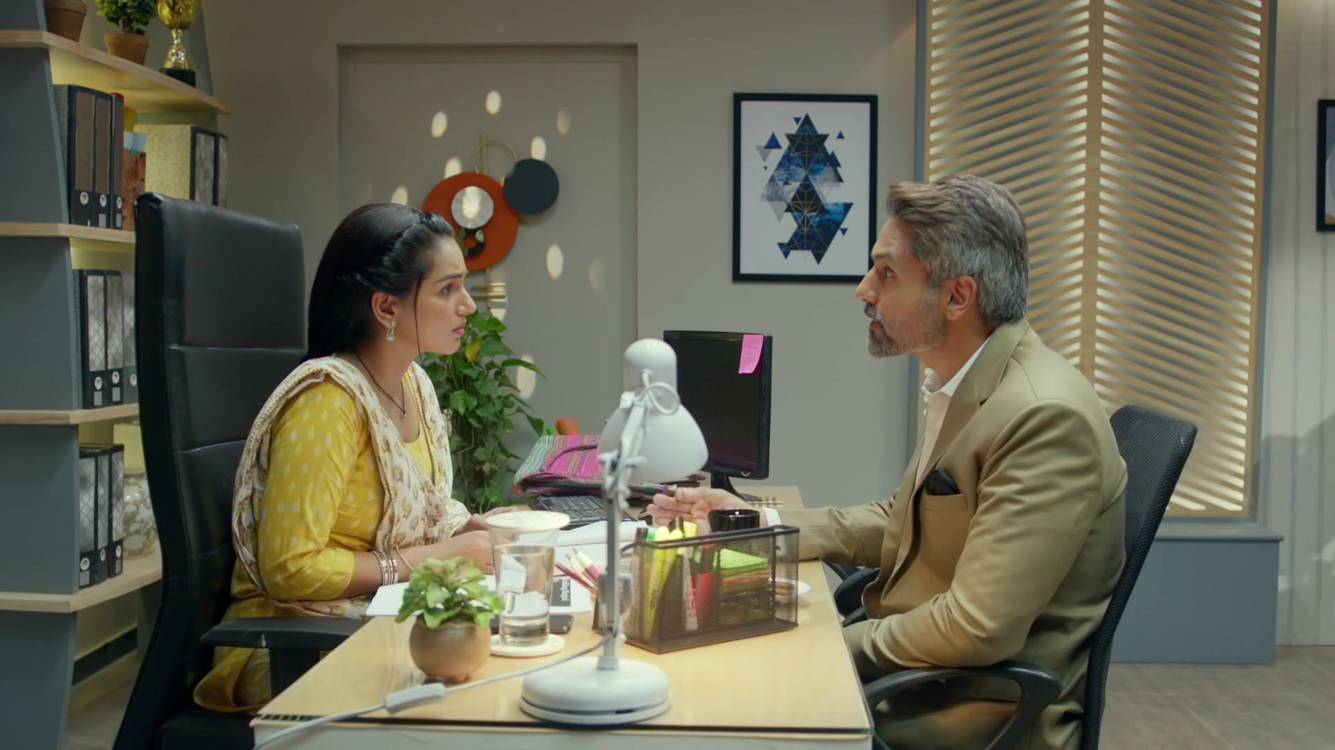 Watch Na Umra Ki Seema Ho Episode 24 on JioHotstar