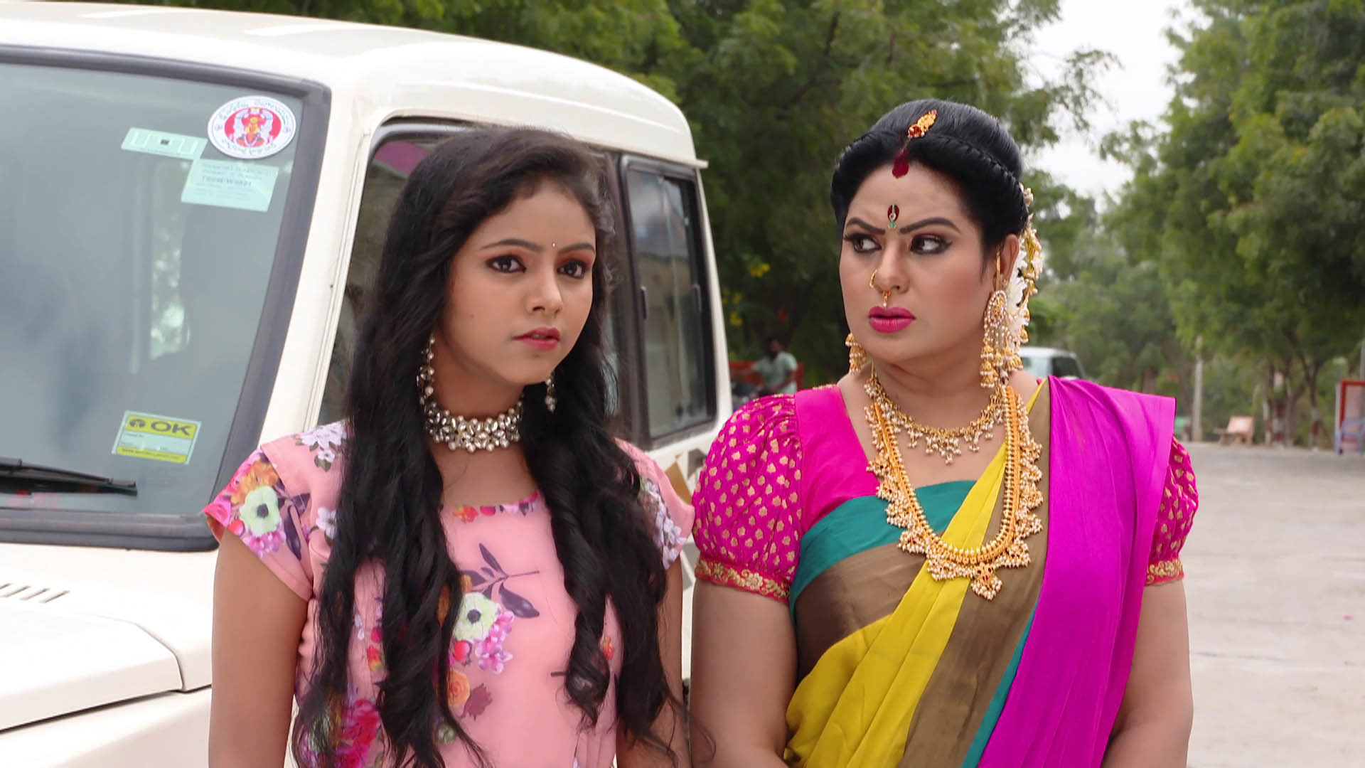 Watch Bangarada Panjara S1 Episode 75 on JioHotstar