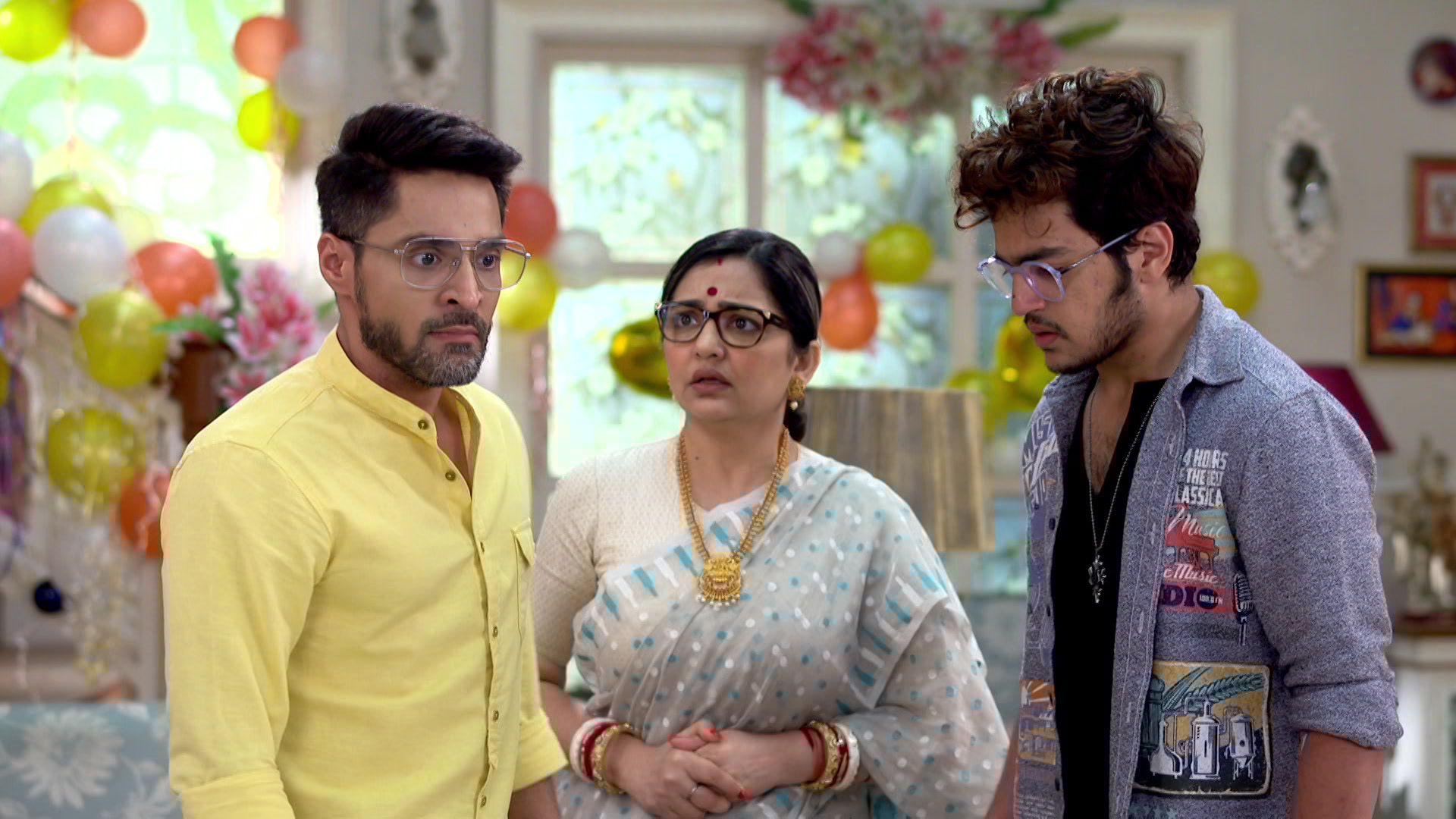 Watch Gaatchora Episode 501 on JioHotstar